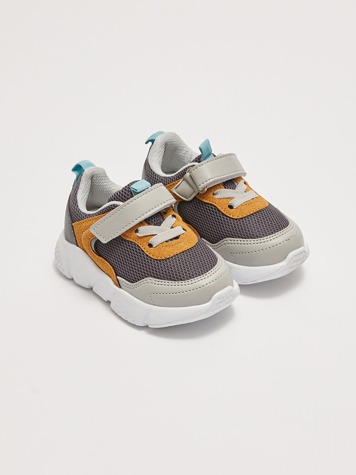 Renk Bloklu Bağcık ve Cırt Cırtlı Erkek Bebek Spor Ayakkabı