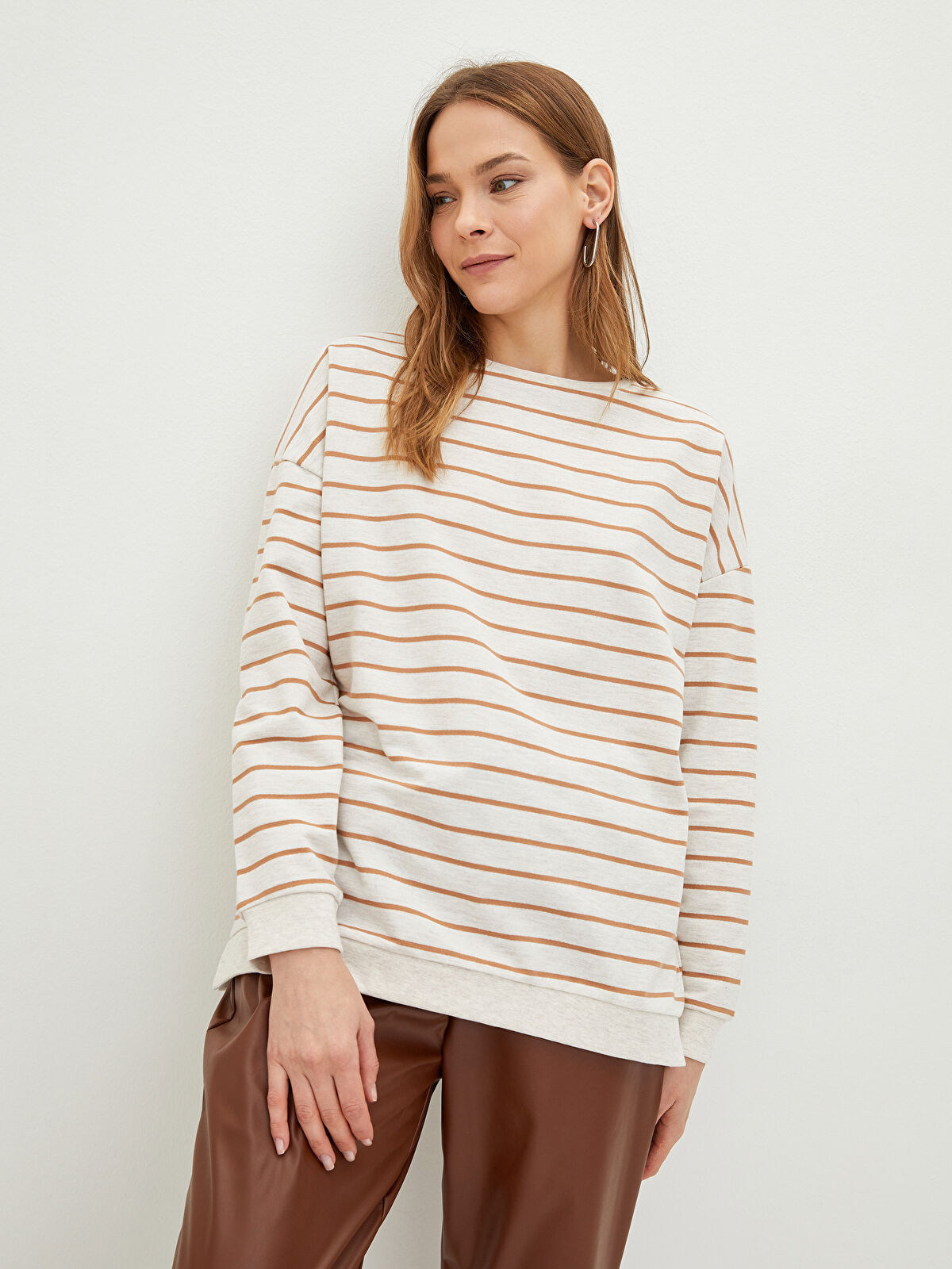 LCW BASIC Bisiklet Yaka Çizgili Uzun Kollu Oversize Kadın Sweatshirt