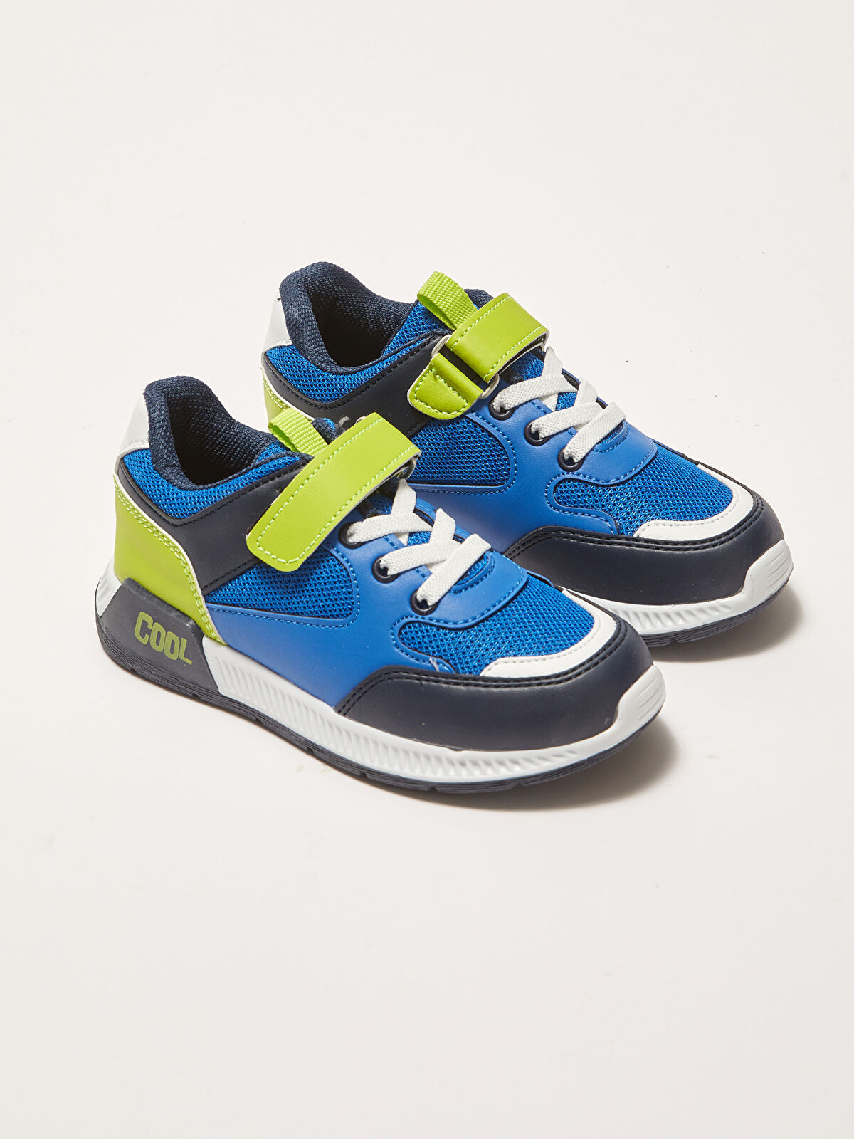 Renk Bloklu Bağcık ve Cırt Cırtlı Erkek Çocuk Spor Ayakkabı