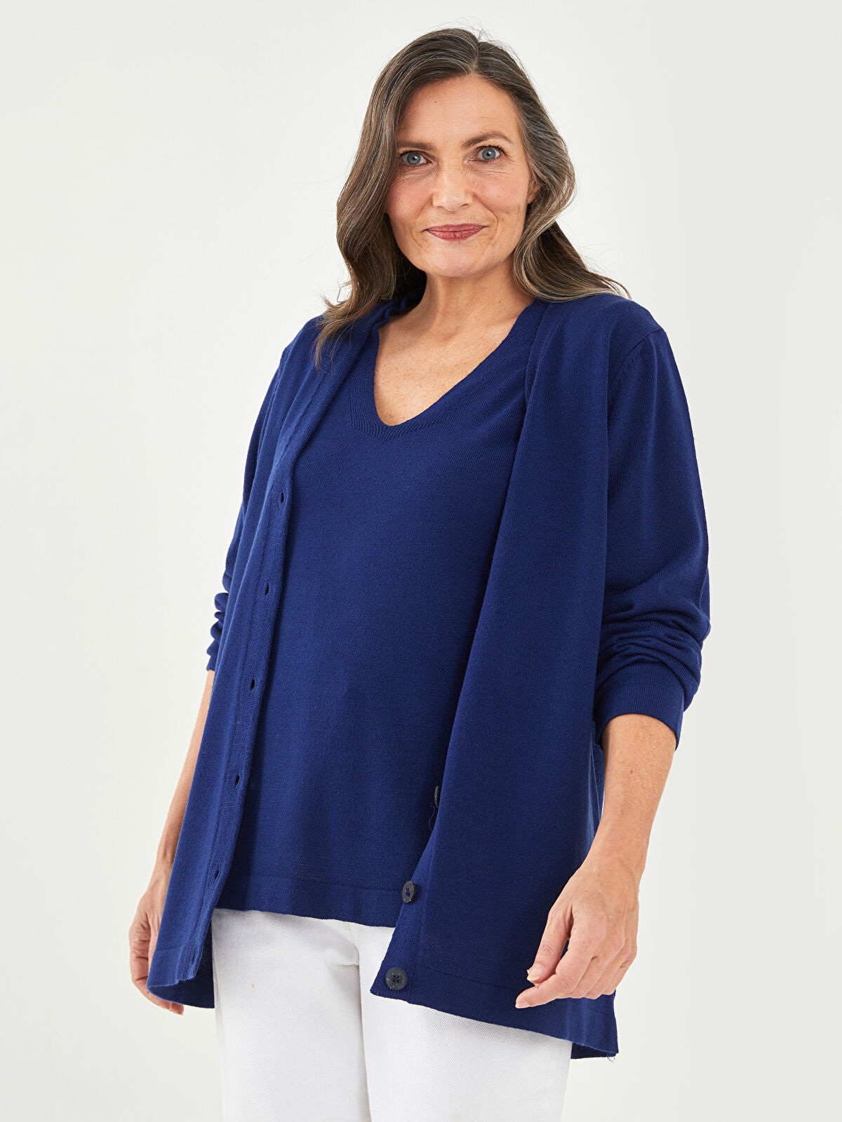 LCW GRACE V Yaka  Uzun Kollu Kadın Triko Hırka ve Kazak Takımı