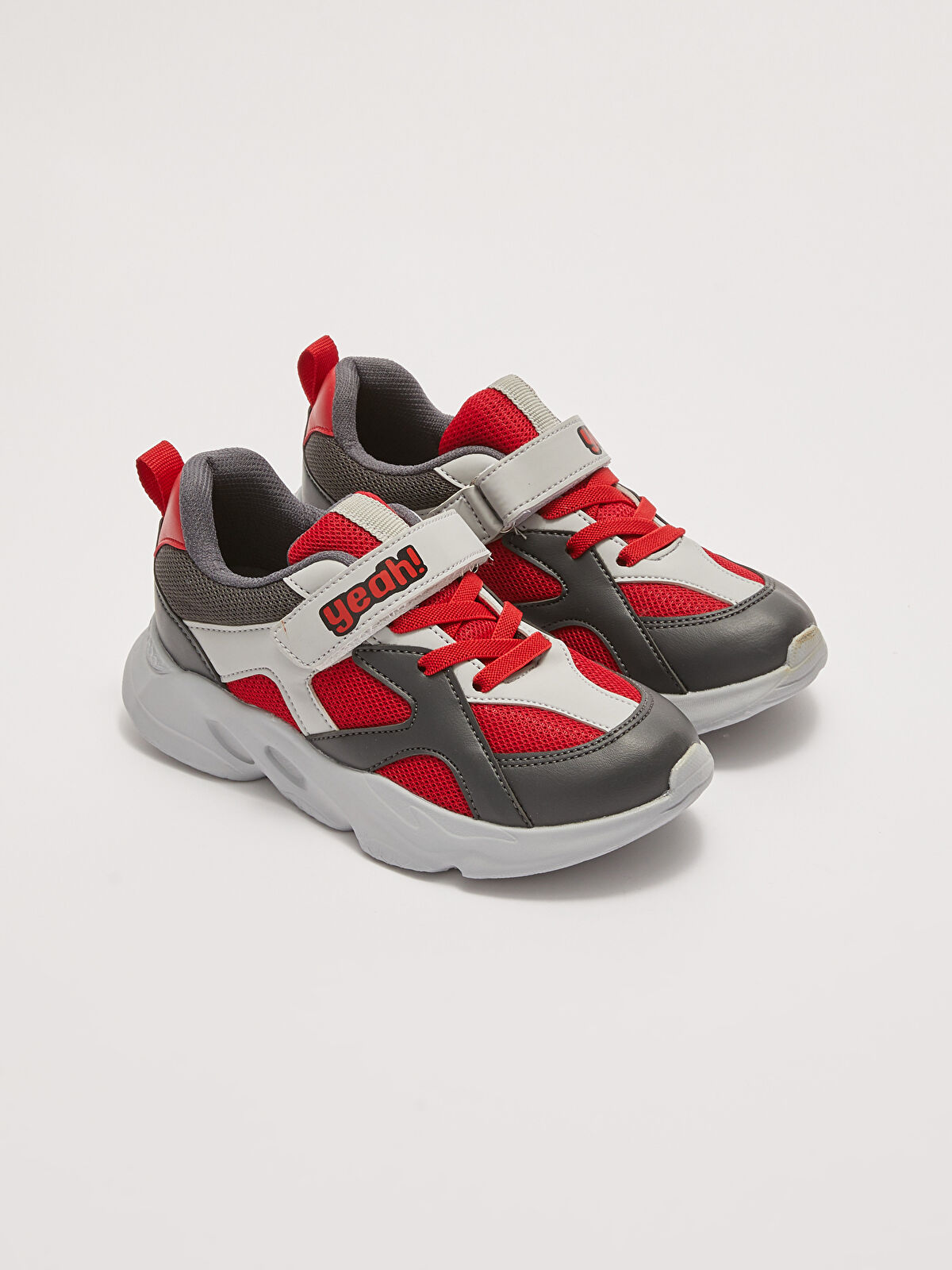 Bağcık ve Cırt Cırtlı Renk Bloklu Erkek Çocuk Spor Ayakkabı