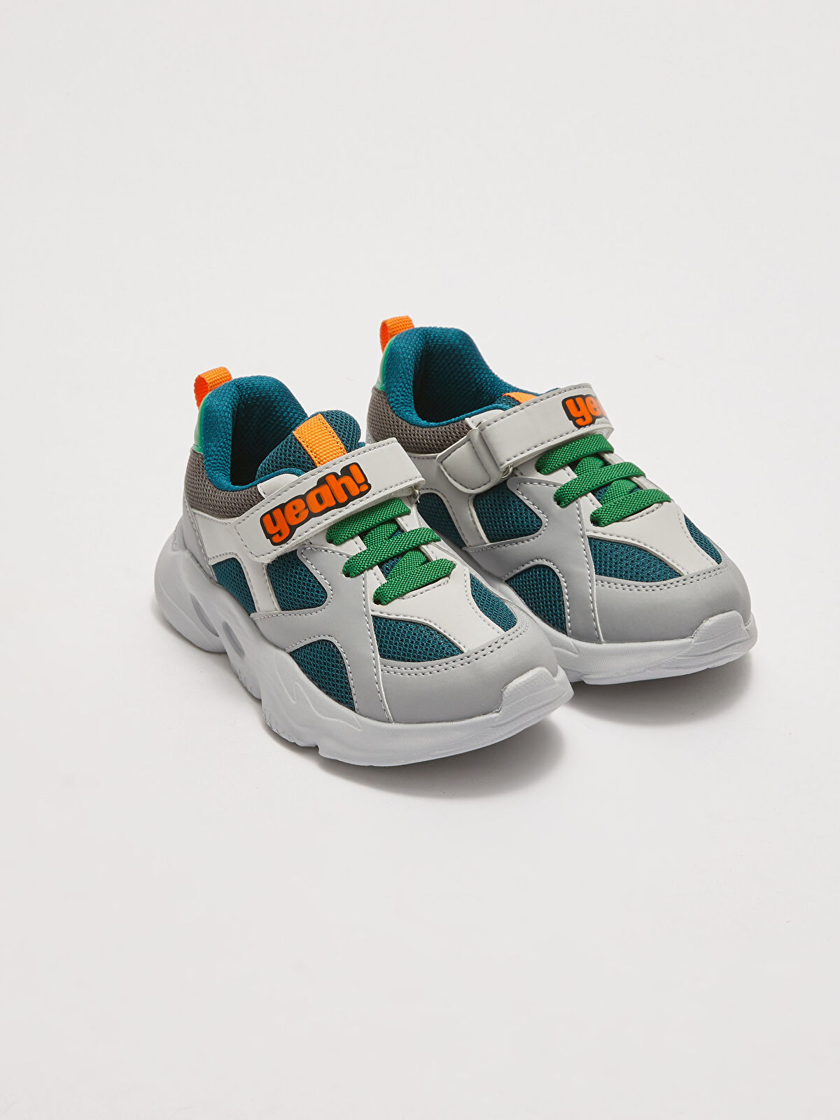 Bağcık ve Cırt Cırtlı Renk Bloklu Erkek Çocuk Spor Ayakkabı