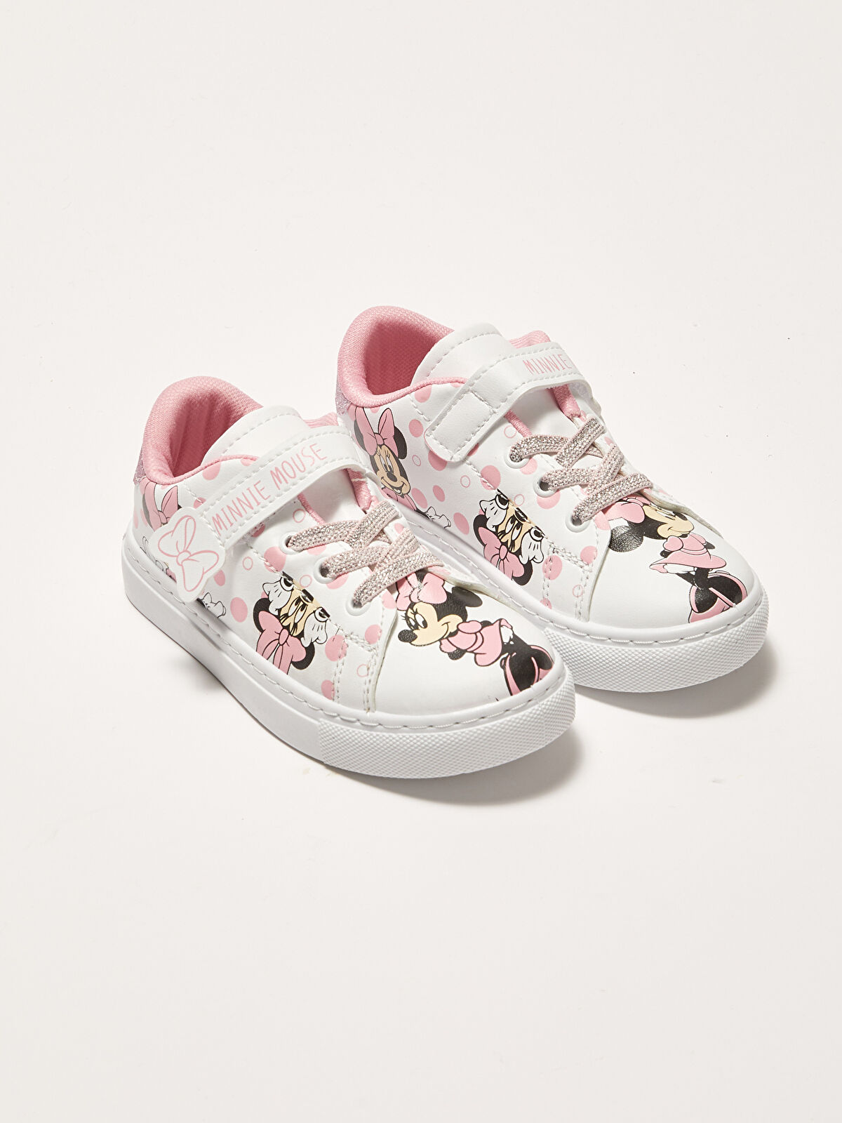Minnie Mouse Lisanslı Bağcık ve Cırt Cırtlı Kız Çocuk Spor Ayakkabı