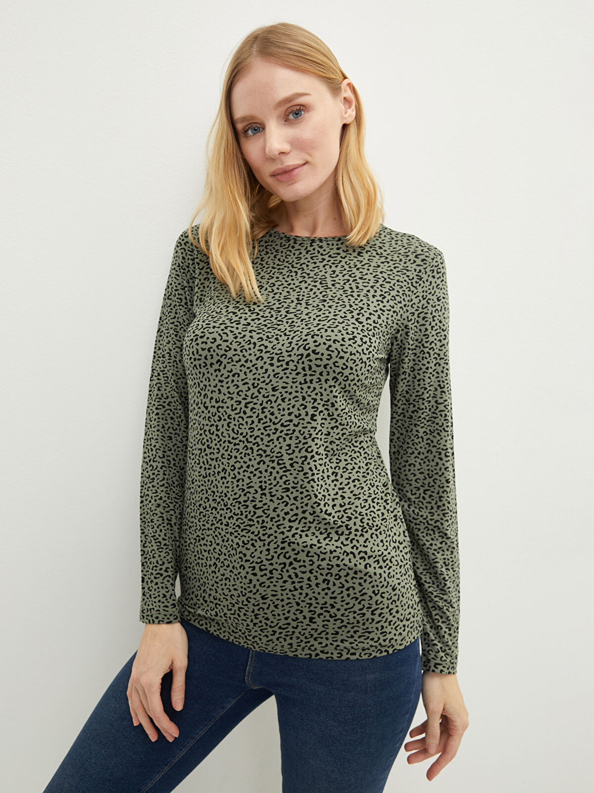 LCW BASIC Bisiklet Yaka Puantiyeli Uzun Kollu Kadın Tişört