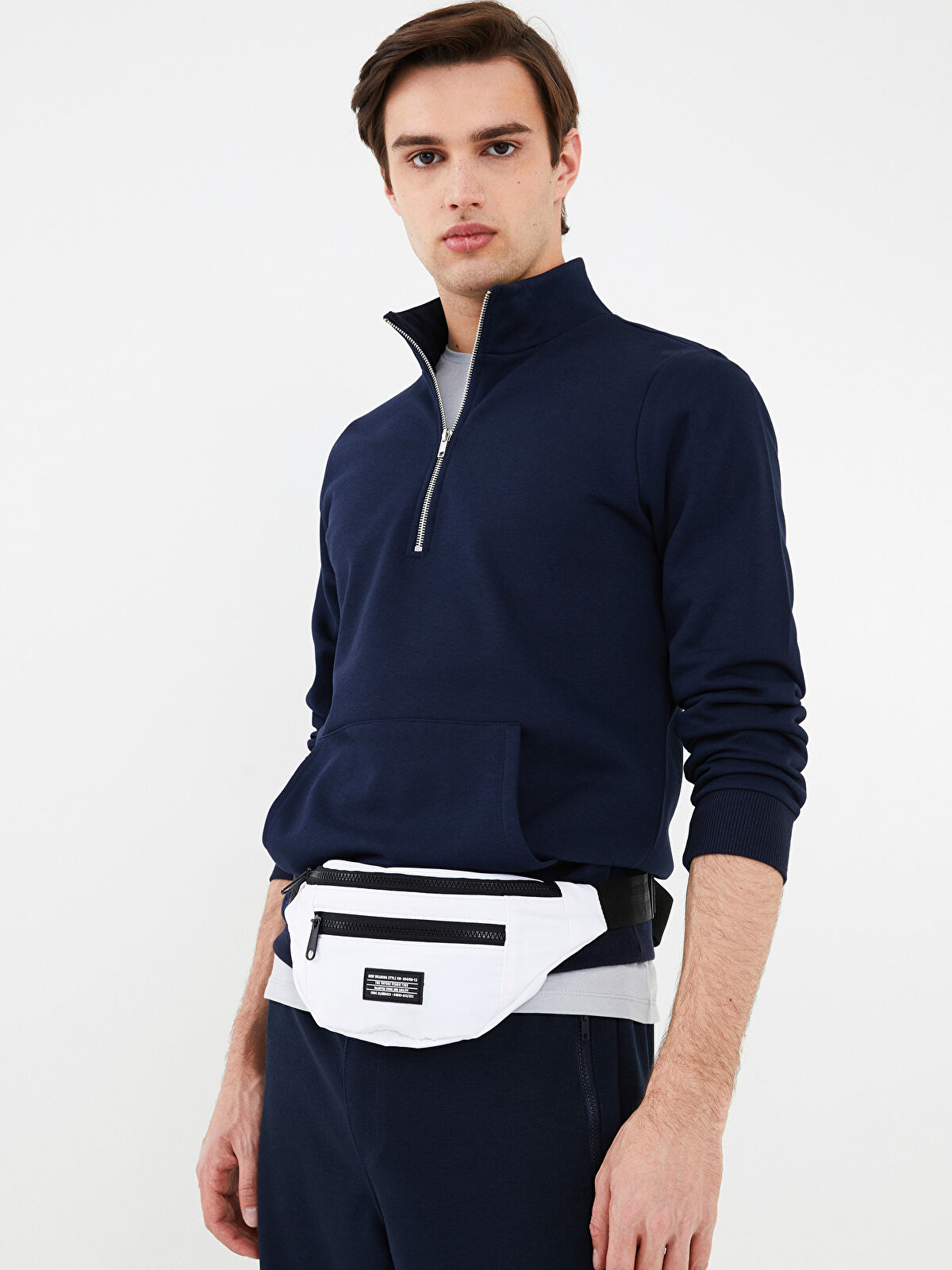 Etiket Detaylı Ayarlanabilir Askılı Erkek Bel Çantası