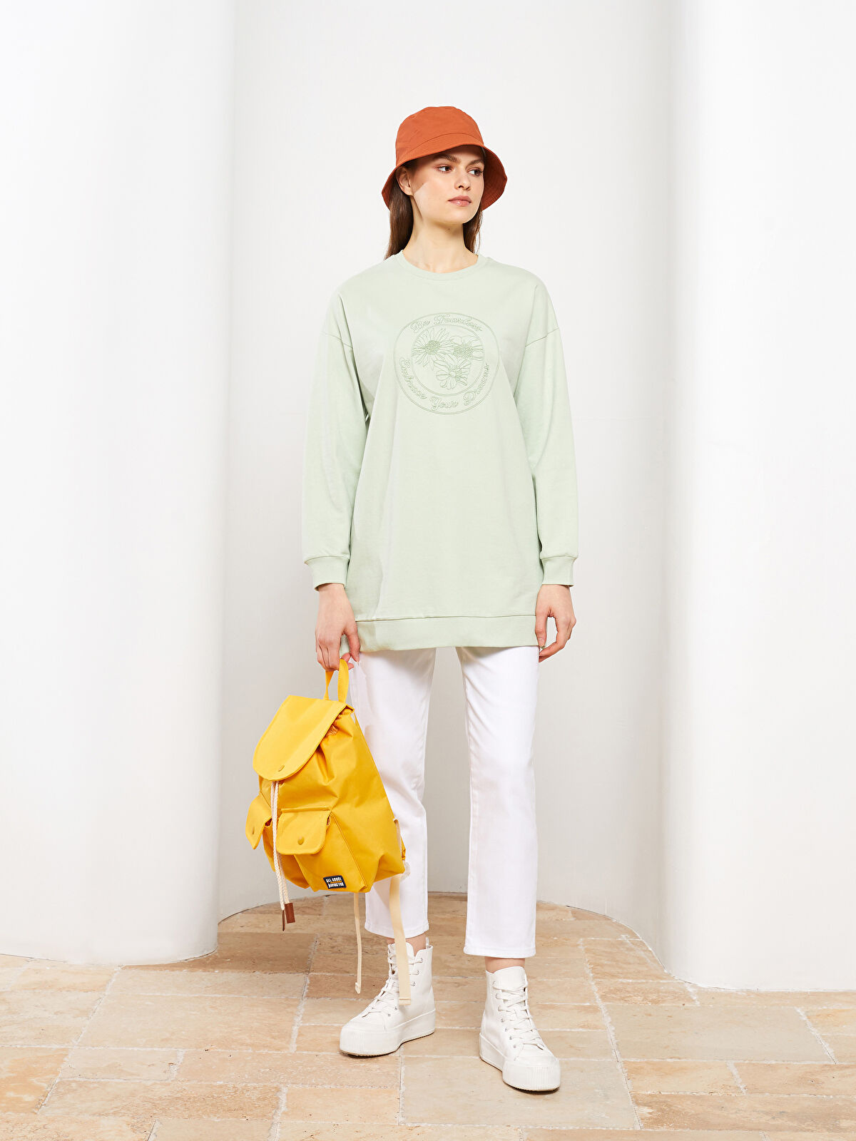 MODEST Bisiklet Yaka Nakışlı Uzun Kollu Oversize Kadın Sweatshirt Tunik