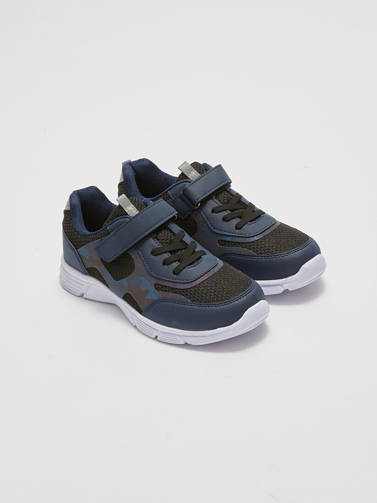 File Detaylı Bağcık ve Cırt Cırtlı Erkek Çocuk Spor Ayakkabı