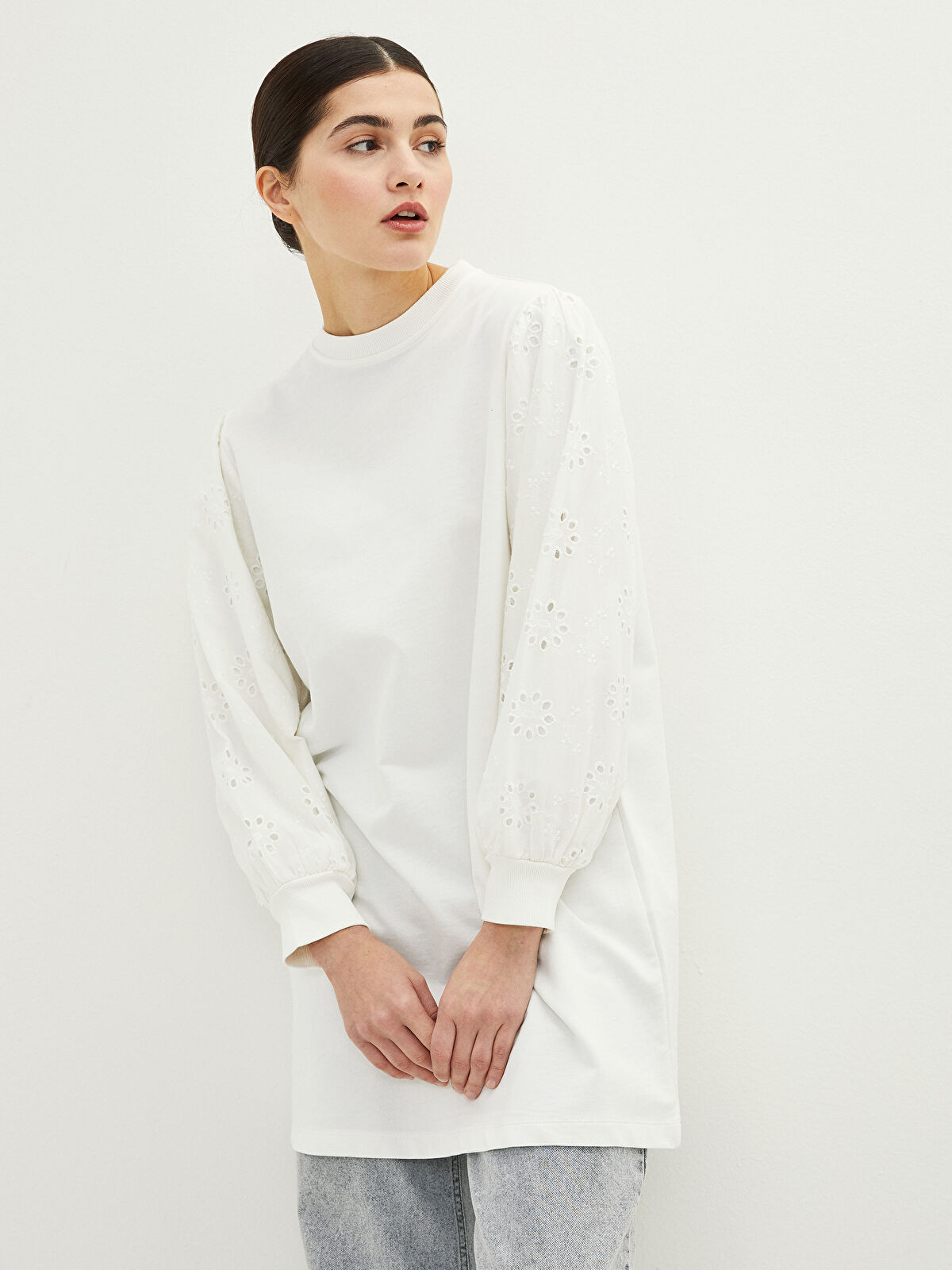 MODEST Bisiklet Yaka Kendinden Desenli Uzun Kollu Kadın Triko Tunik