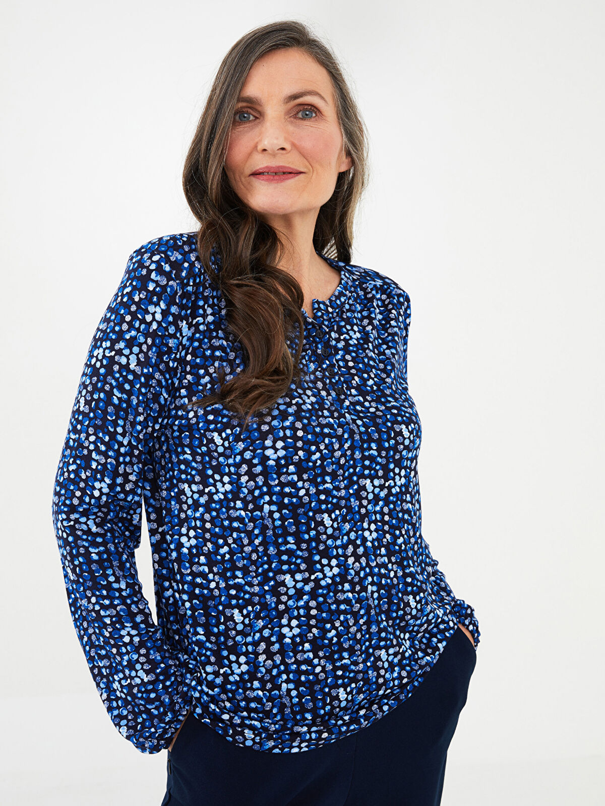 LCW GRACE Kaçık Yaka Desenli Uzun Kollu Kadın Tişört