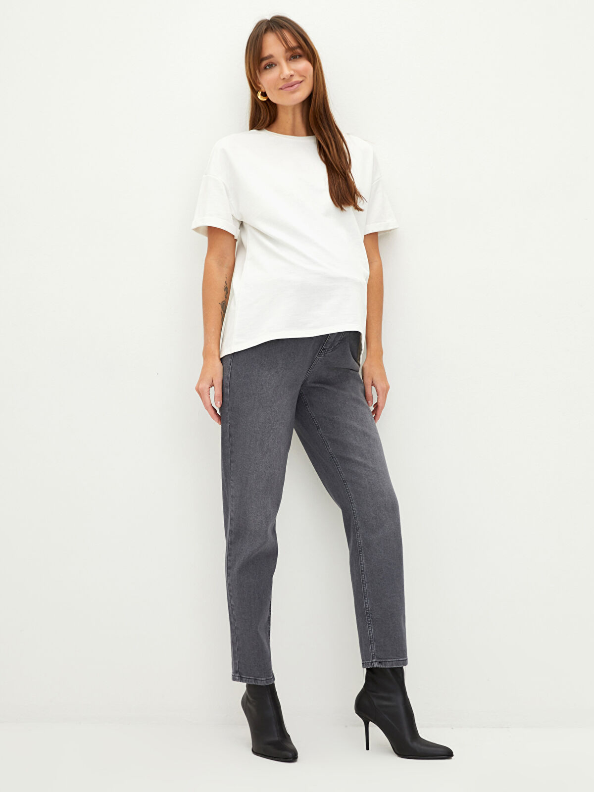Beli Lastikli Standart Fit Cep Detaylı Rodeo Hamile Jean Pantolon