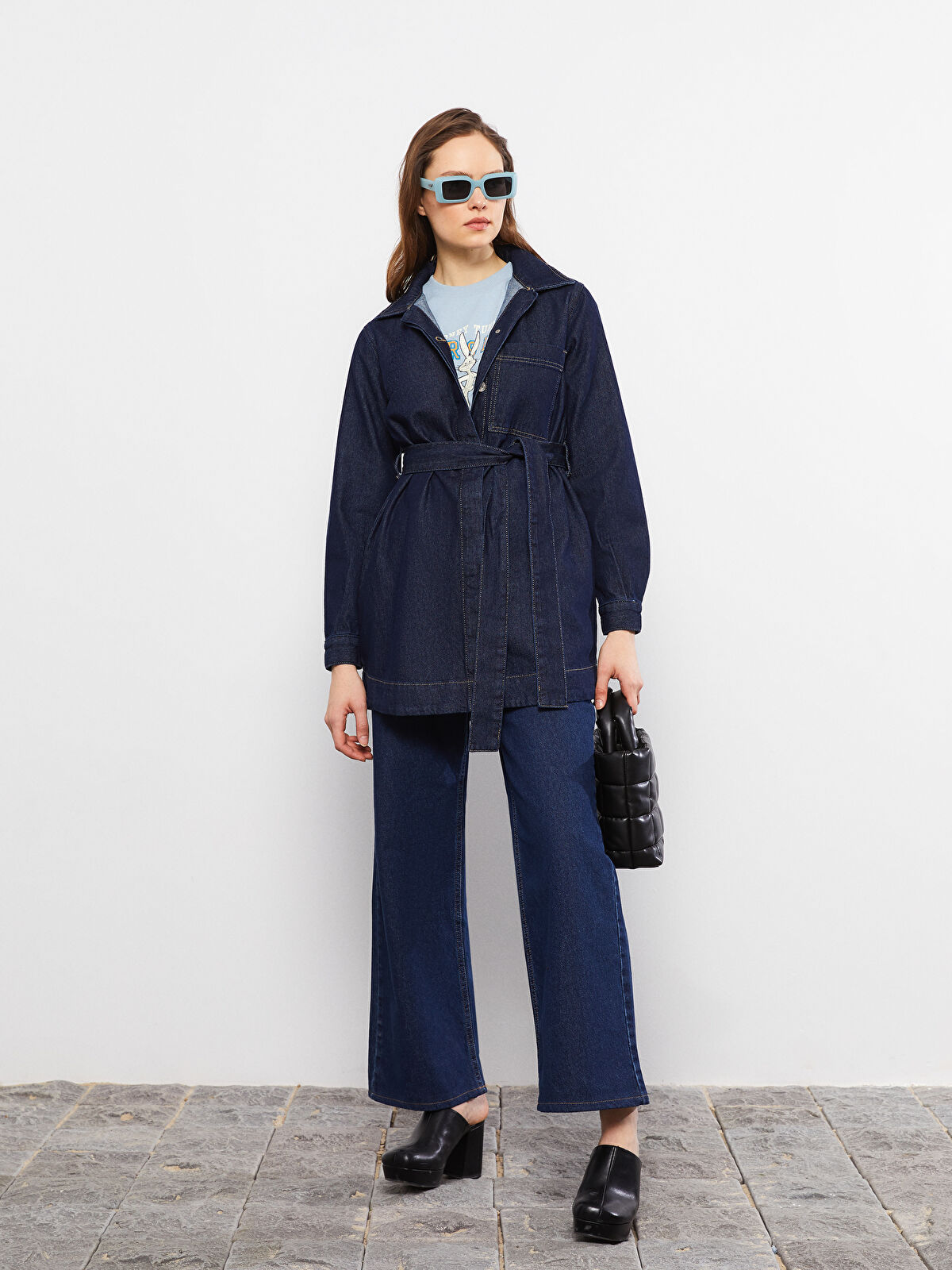 MODEST Gömlek Yaka Düz Cep Detaylı Uzun Kollu Kadın Rodeo Jean Ceket