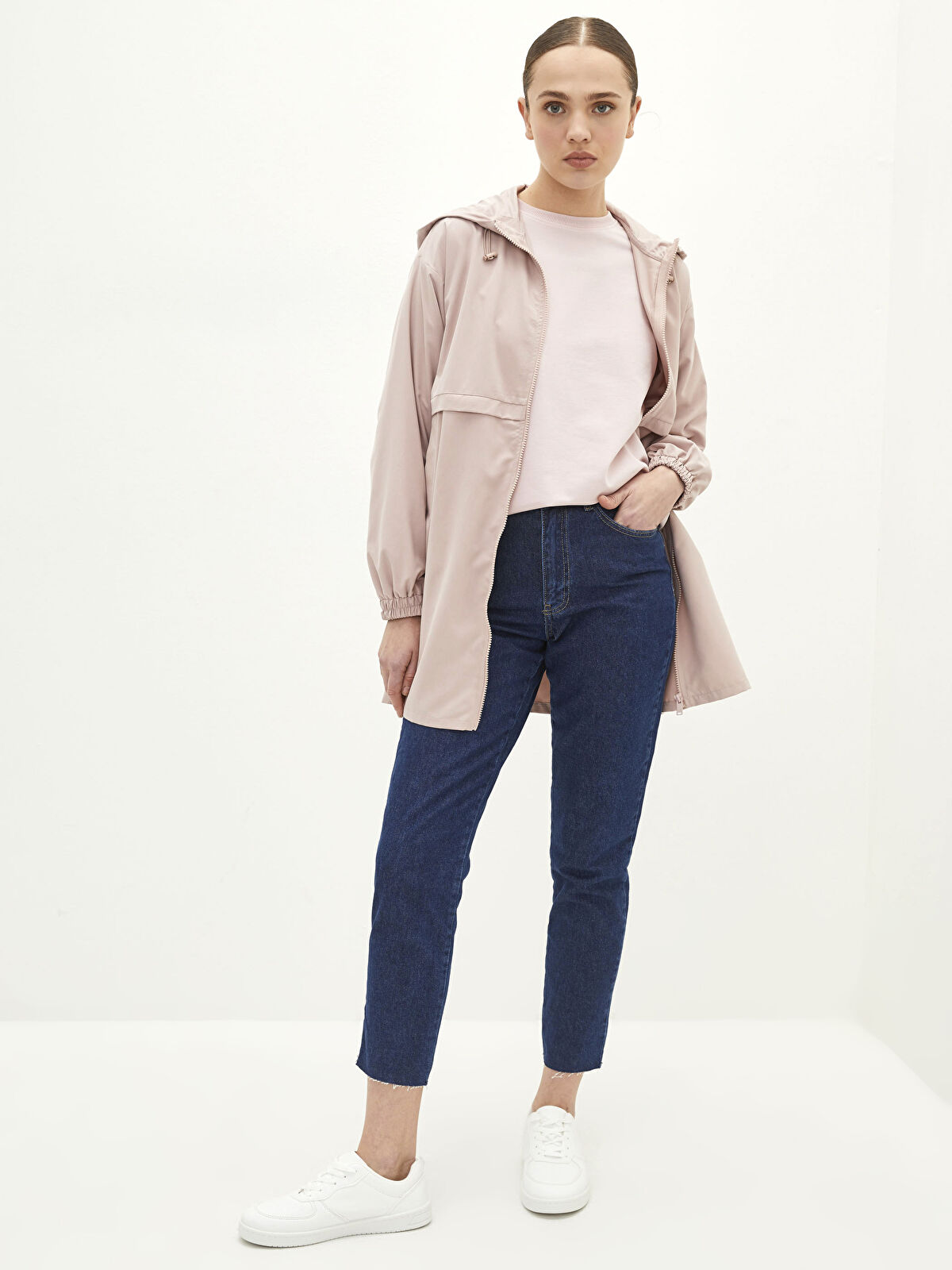 MODEST Standart Fit Cep Detaylı Kadın Rodeo Jean Pantolon