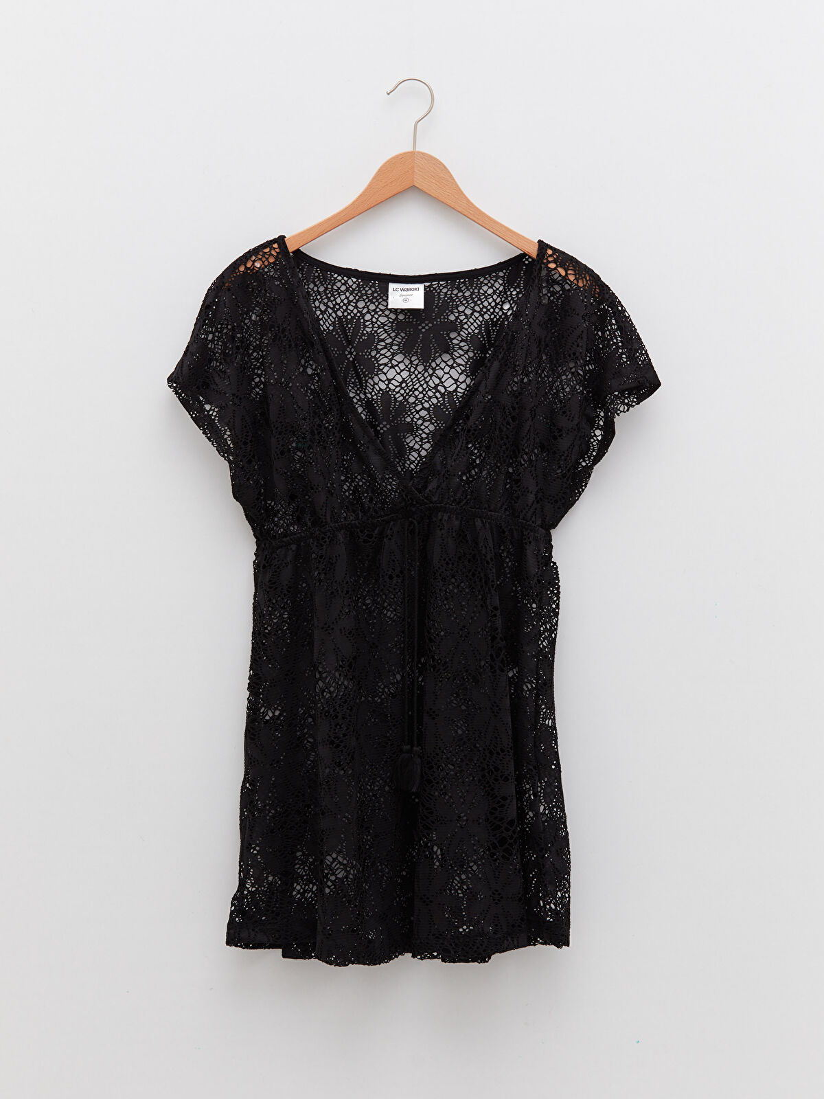 LCW DREAM V Yaka Nakışlı Kısa Kollu Kadın Plaj Elbise