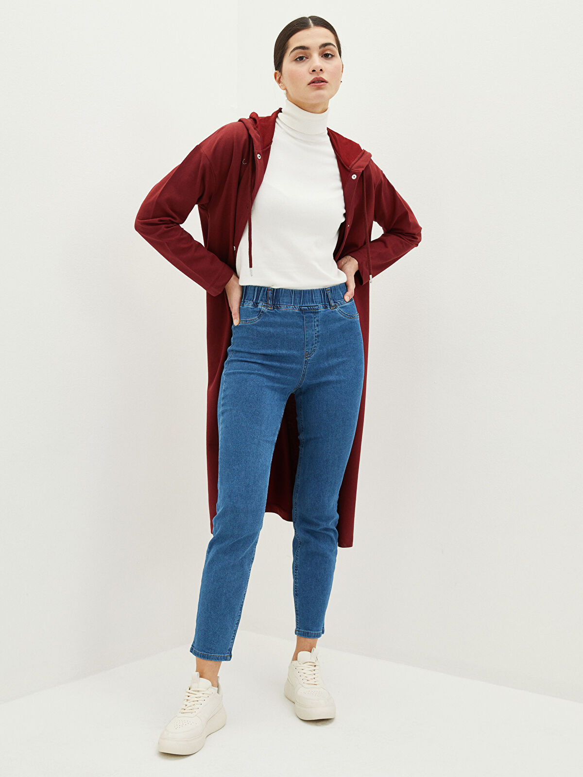 MODEST Beli Lastikli Slim Fit Cep Detaylı Kadın Rodeo Jean Pantolon MODEST Beli Lastikli Slim Fit Cep Detaylı Kadın Rodeo Jean Pantolon