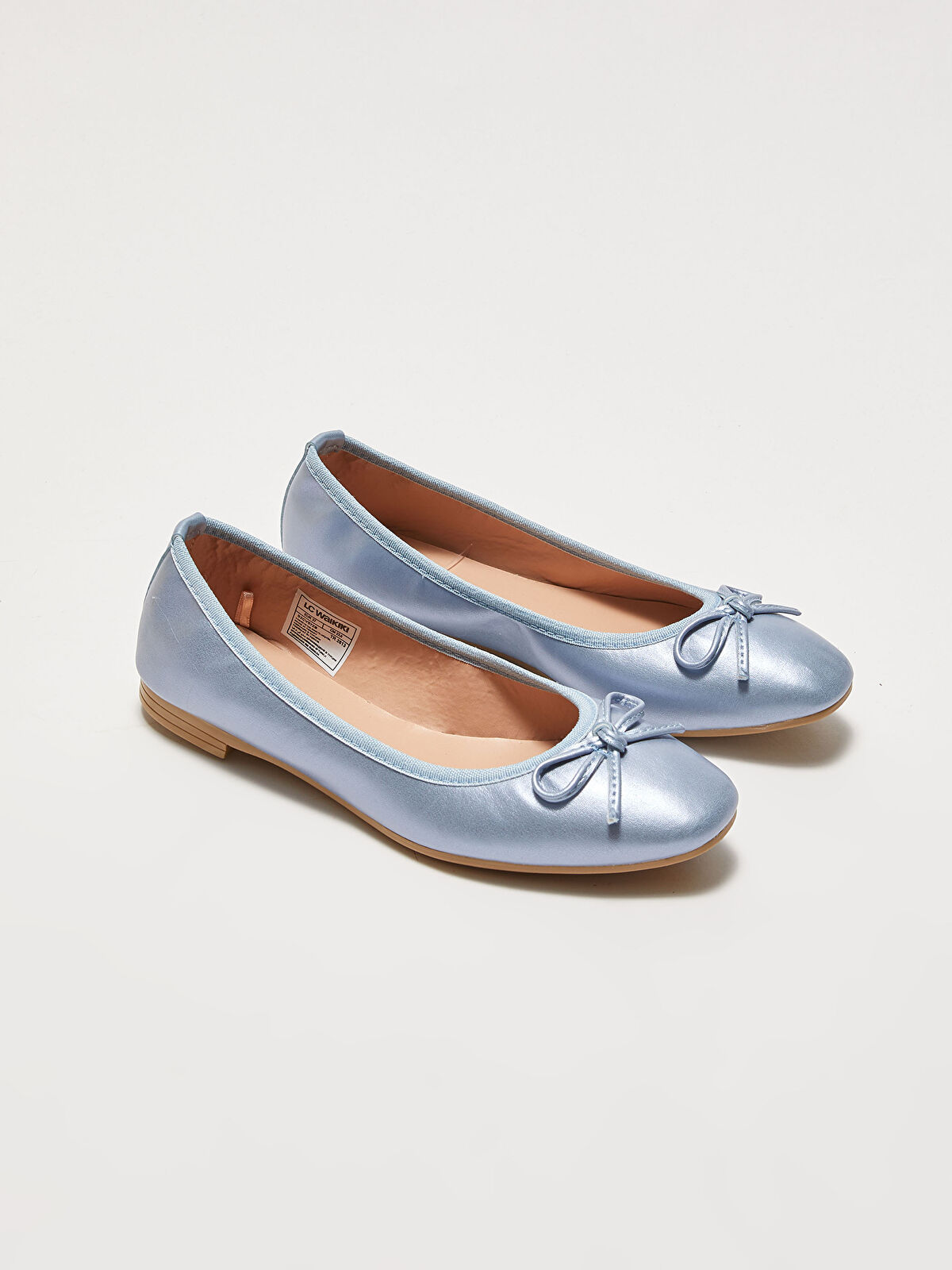 Deri Görünümlü Fiyonklu Kadın Babet