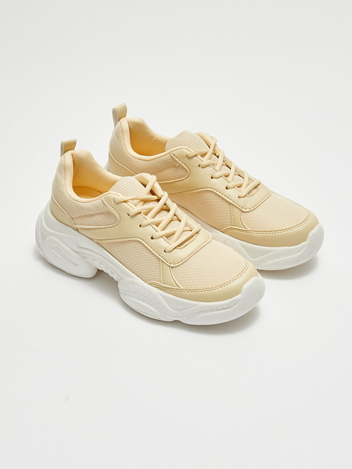 File Detaylı Kalın Taban Kadın Aktif Spor Ayakkabı