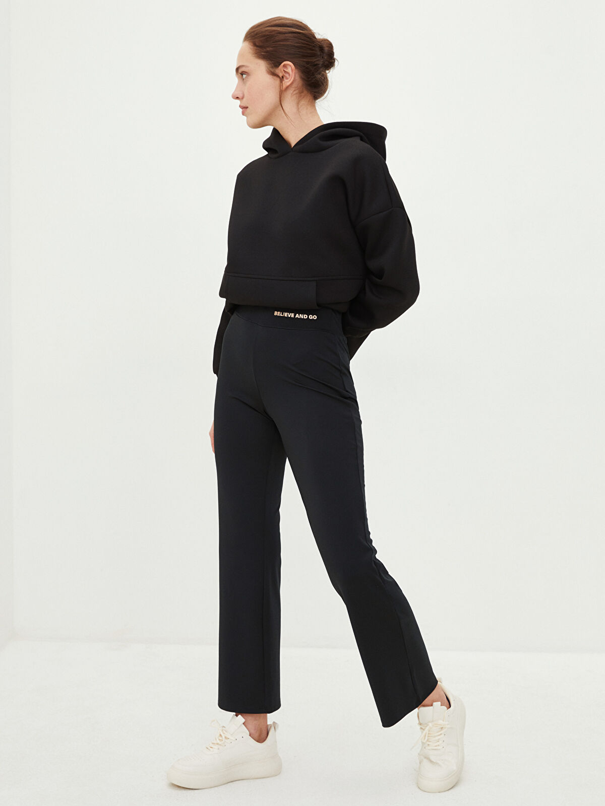 MODEST Beli Lastikli Yazı Baskılı Kadın Eşofman Altı