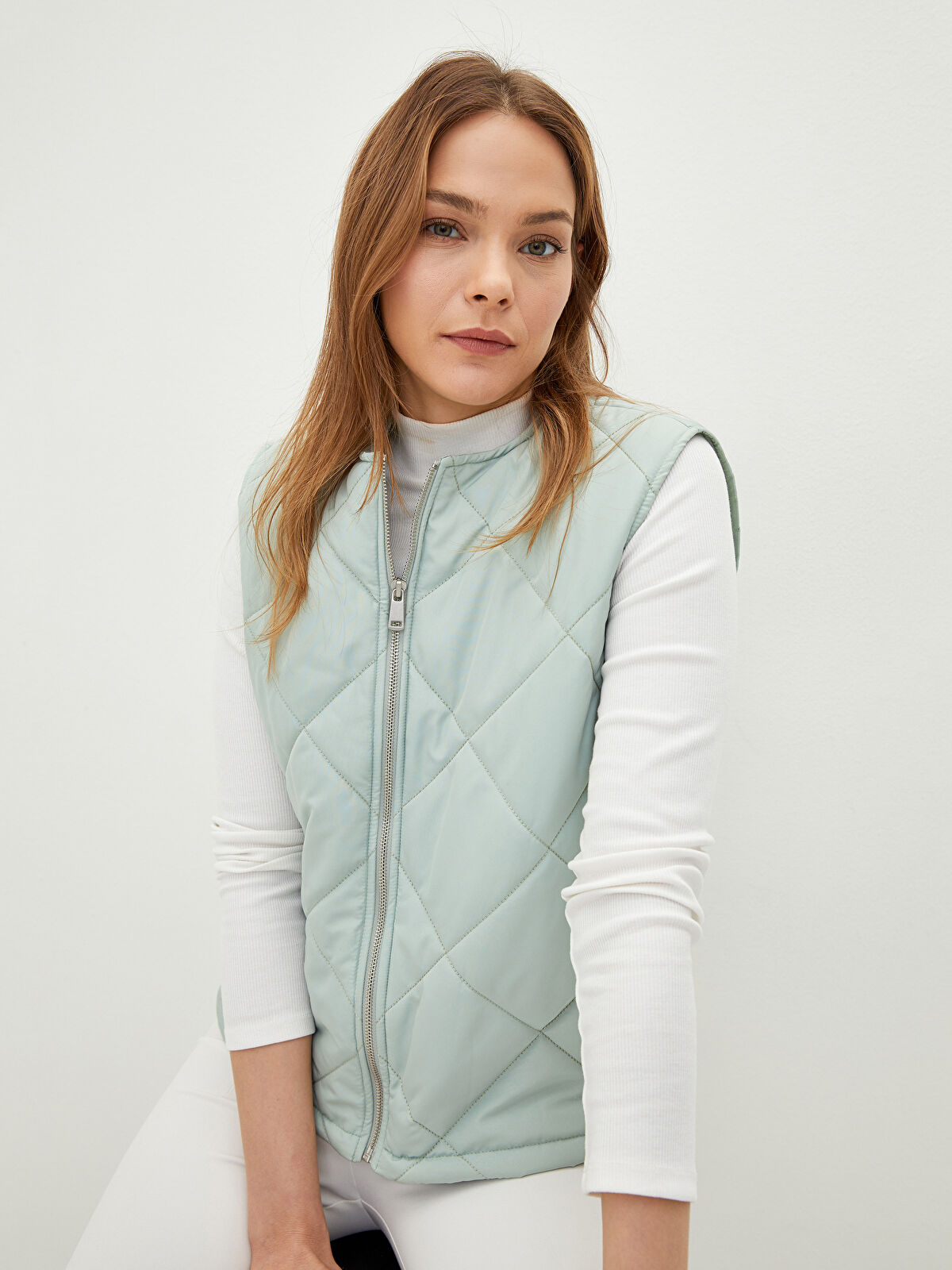 Bisiklet Yaka Kapitone Desenli Kadın Şişme Yelek