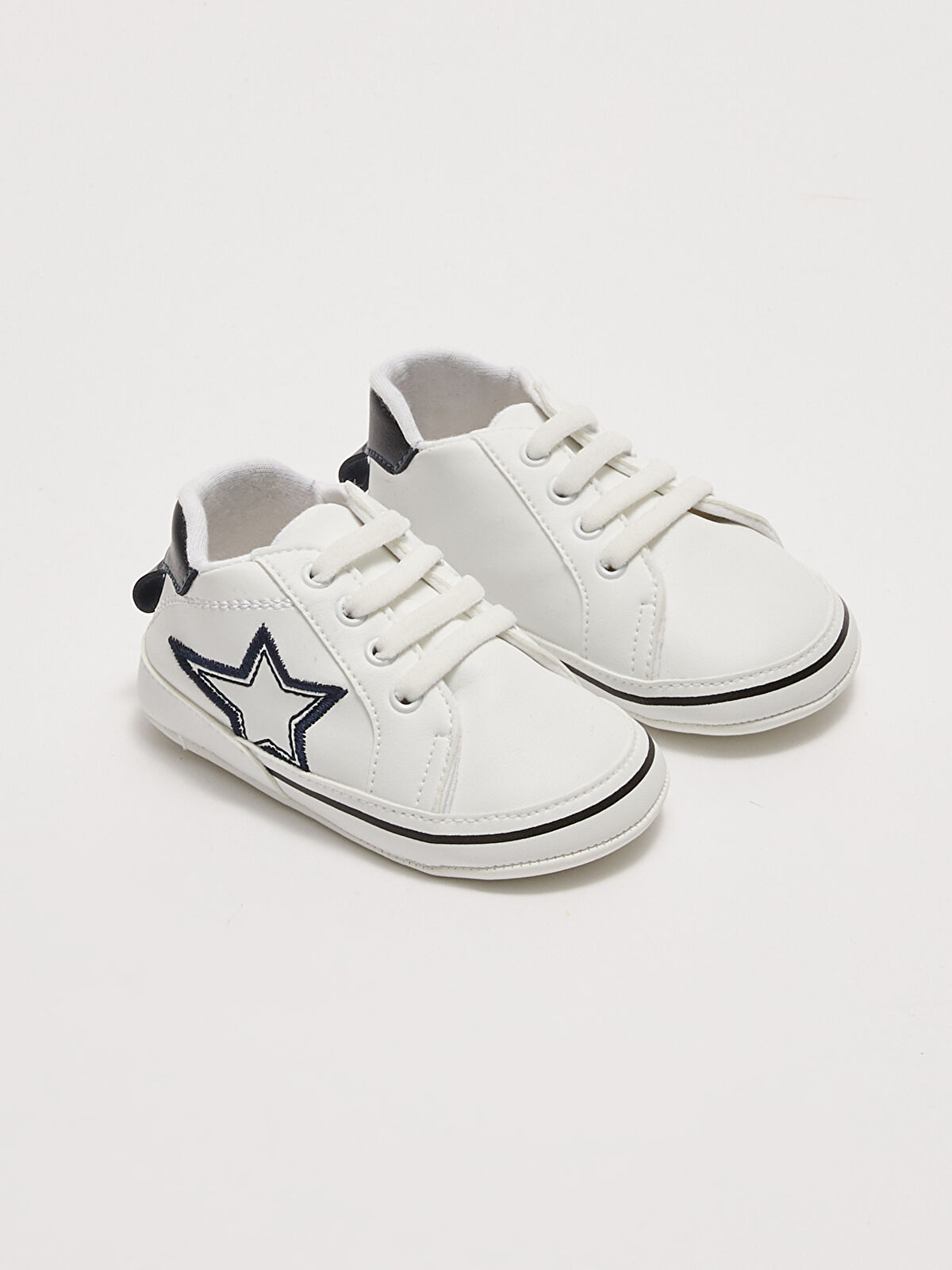 Nakışlı Bağcıklı Erkek Bebek Yürüme Öncesi Ev Ayakkabısı