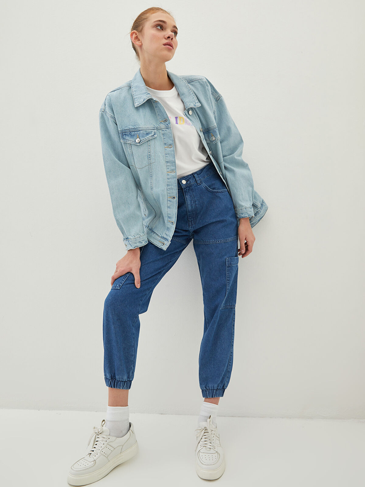 Yüksek Bel Standart Fit Cep Detaylı Kadın Jogger Rodeo Jean Pantolon