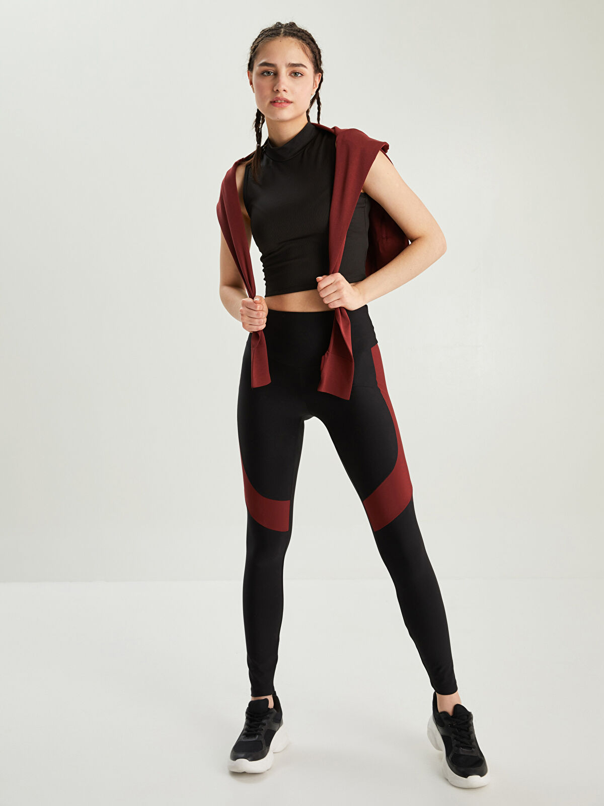 LCW ACTIVE Beli Lastikli Renk Bloklu Kadın Spor Tayt LCW ACTIVE Beli Lastikli Renk Bloklu Kadın Spor Tayt