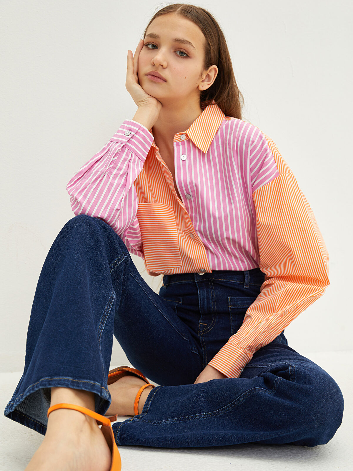 LCW LIMITED Önden Düğme Kapamalı Renk Bloklu Uzun Kollu Poplin Kadın Gömlek