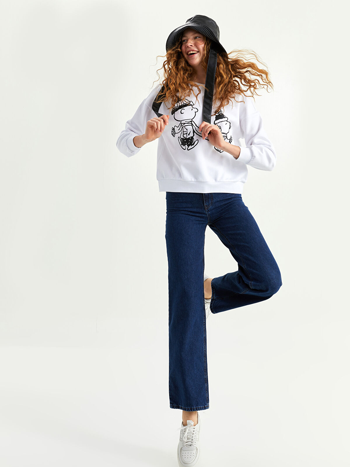 XSIDE Standart Fit Düz Cep Detaylı Geniş Paça Kadın Jean Pantolon