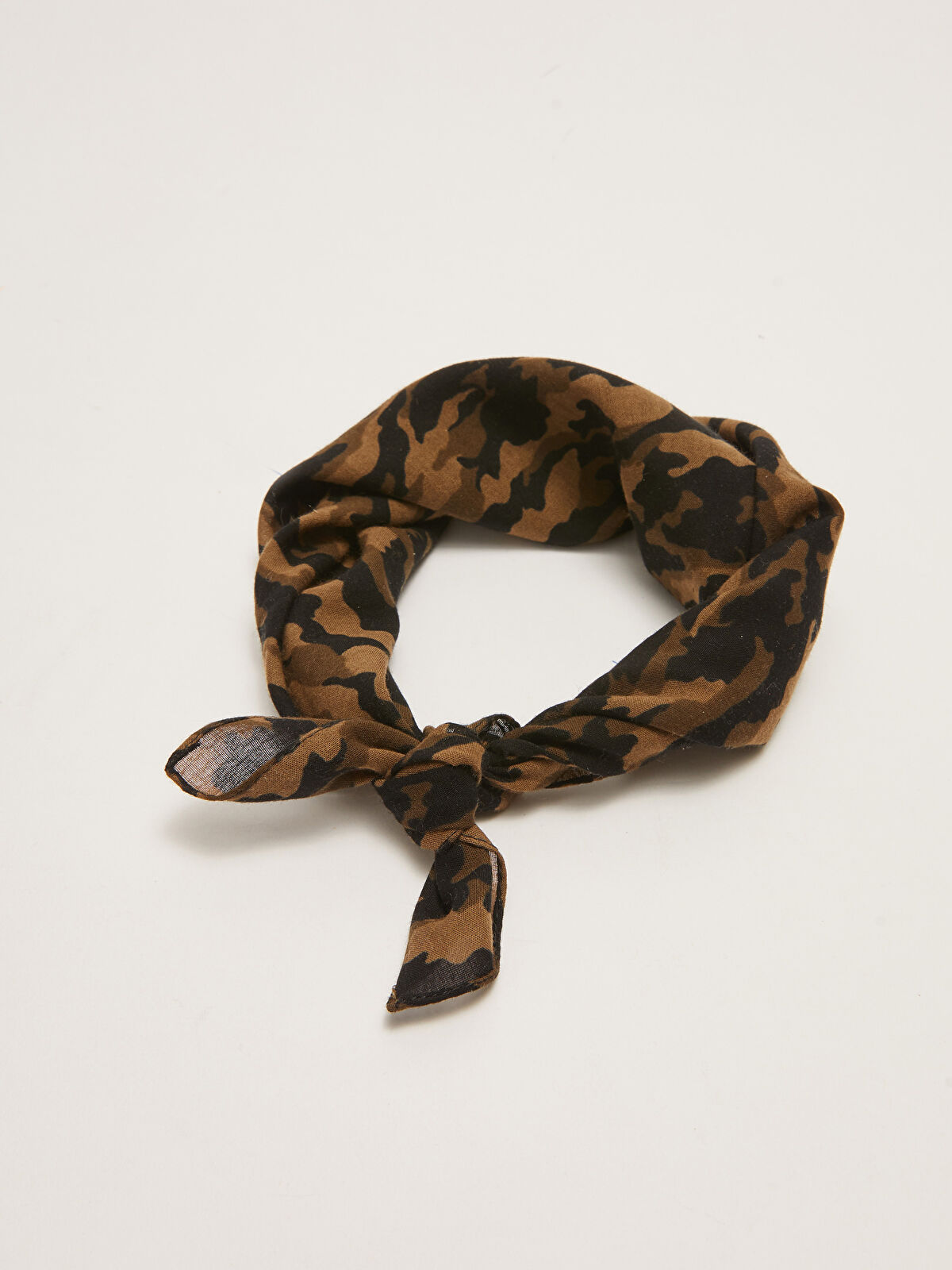 Pamuklu Kamuflaj Desenli Erkek Fular Pamuklu Kamuflaj Desenli Erkek Fular