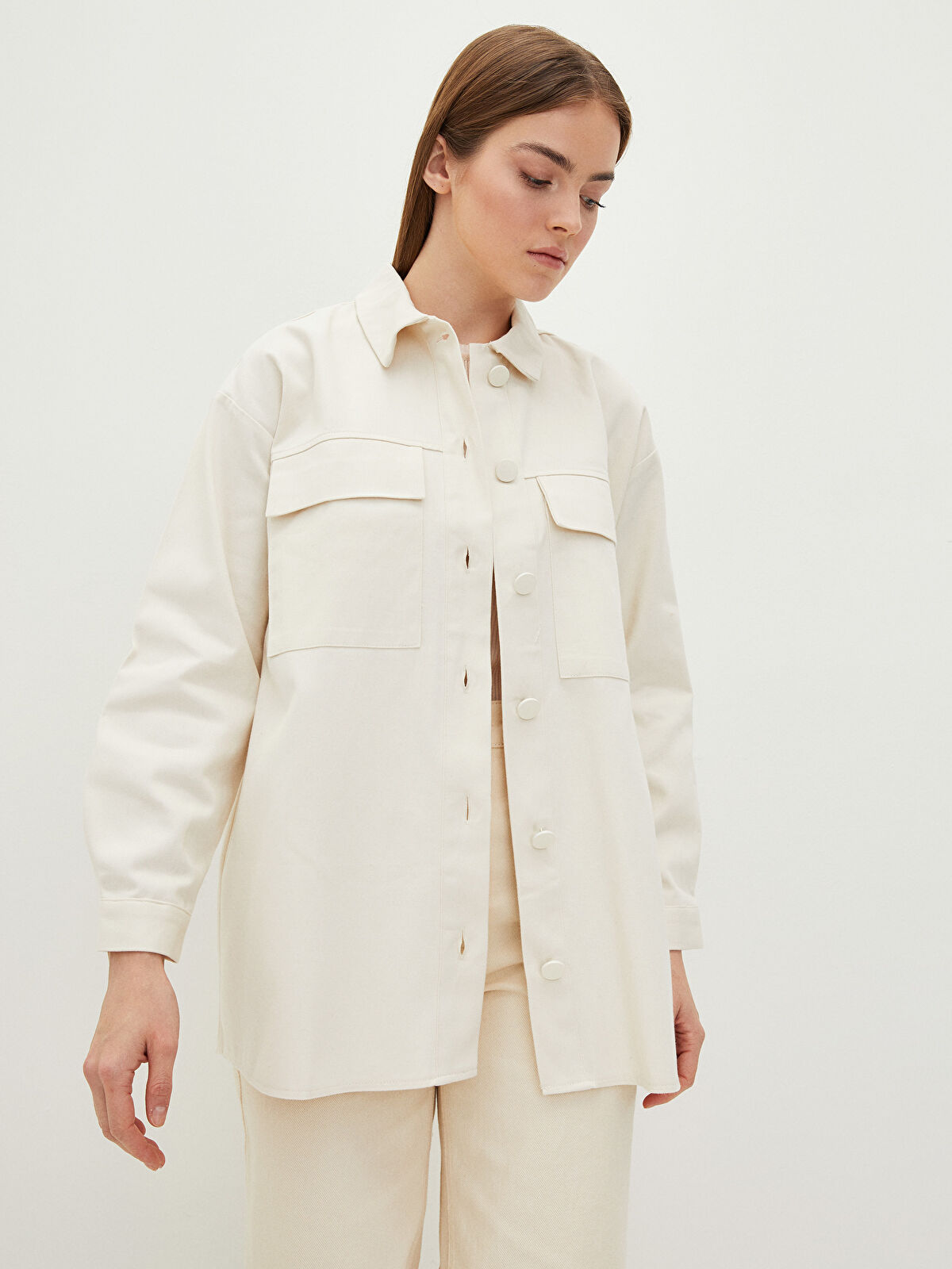 MODEST Gömlek Yaka Baskılı Uzun Kollu Oversize Gabardin Kadın Tunik MODEST Gömlek Yaka Baskılı Uzun Kollu Oversize Gabardin Kadın Tunik