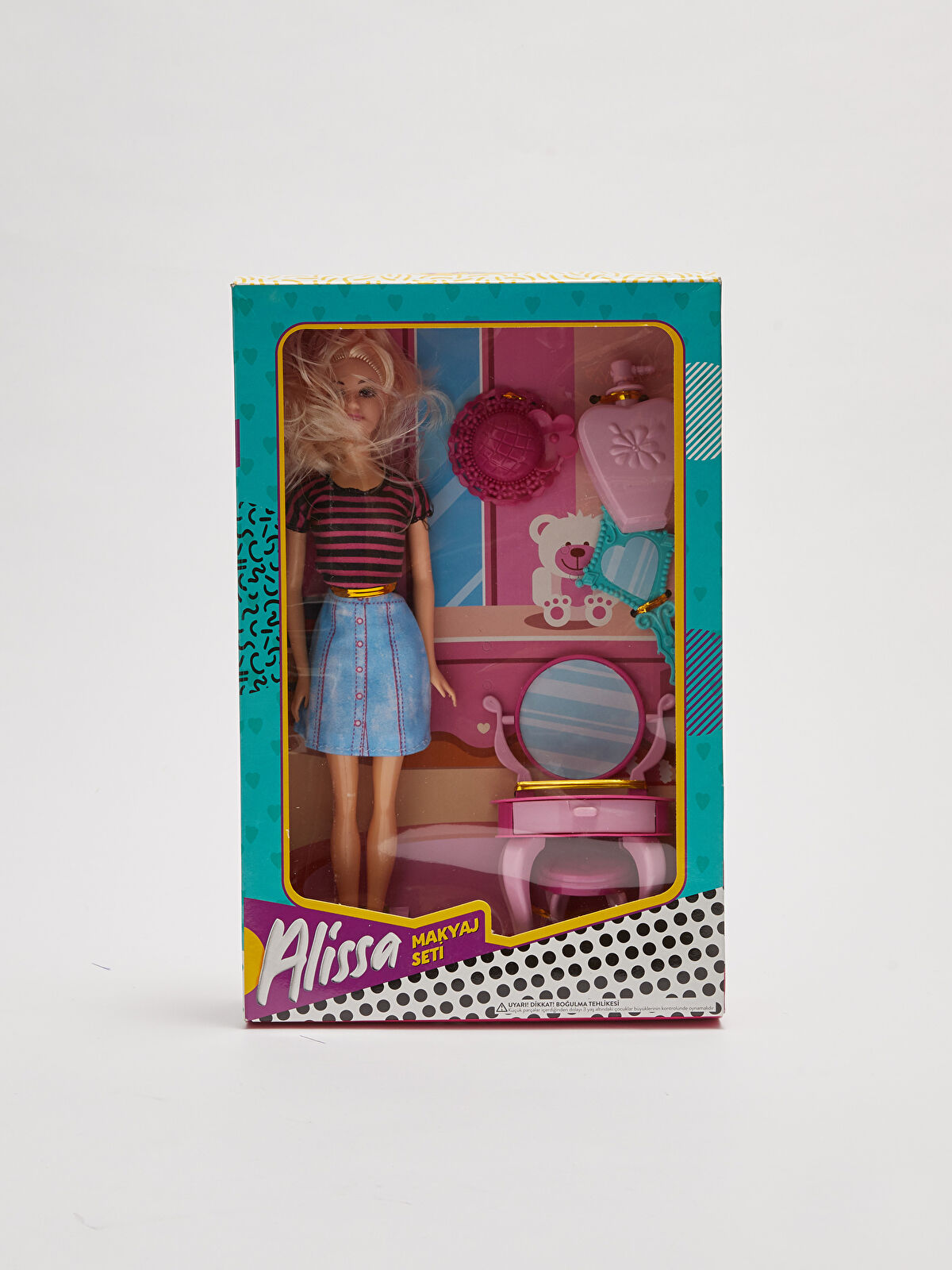 MGS Toy Factory Alissa Bebek Ve Makyaj Seti MGS Toy Factory Alissa Bebek Ve Makyaj Seti