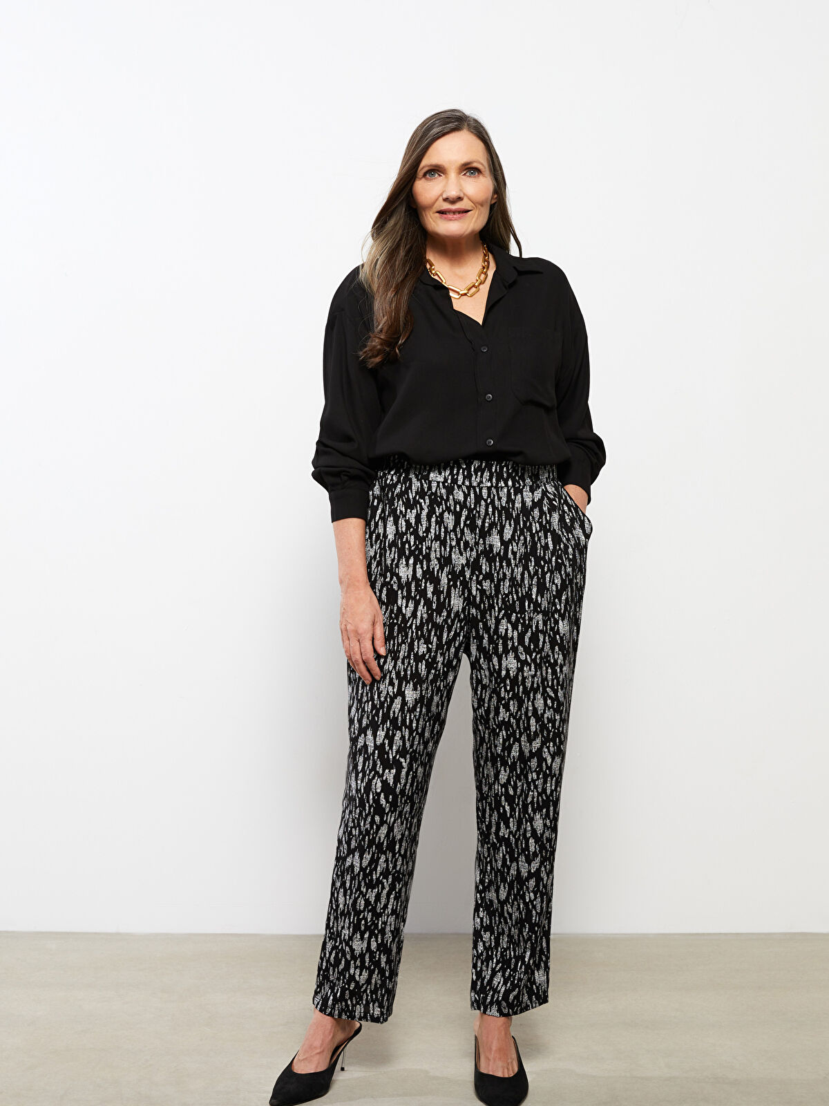 LCW GRACE Beli Lastikli Rahat Kalıp Desenli Cep Detaylı Viskon Kadın Pantolon