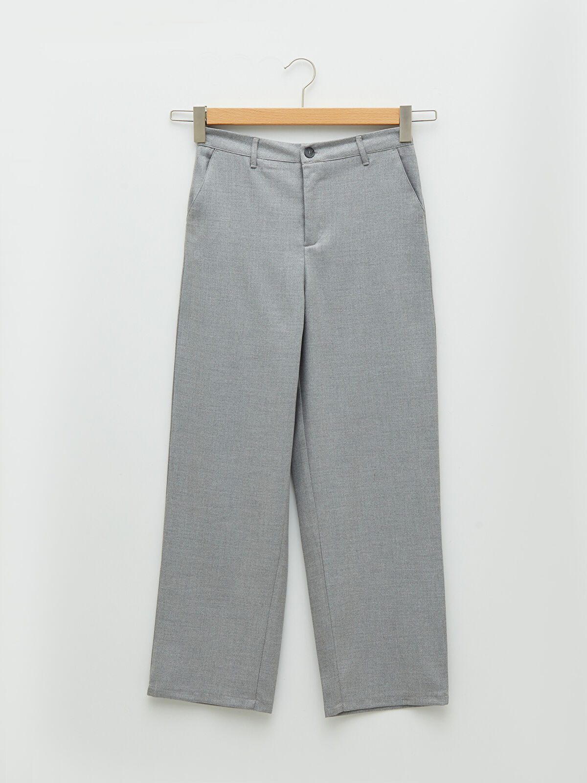 LCW CASUAL Normal Bel Standart Fit Düz Kadın Pantolon LCW CASUAL Normal Bel Standart Fit Düz Kadın Pantolon