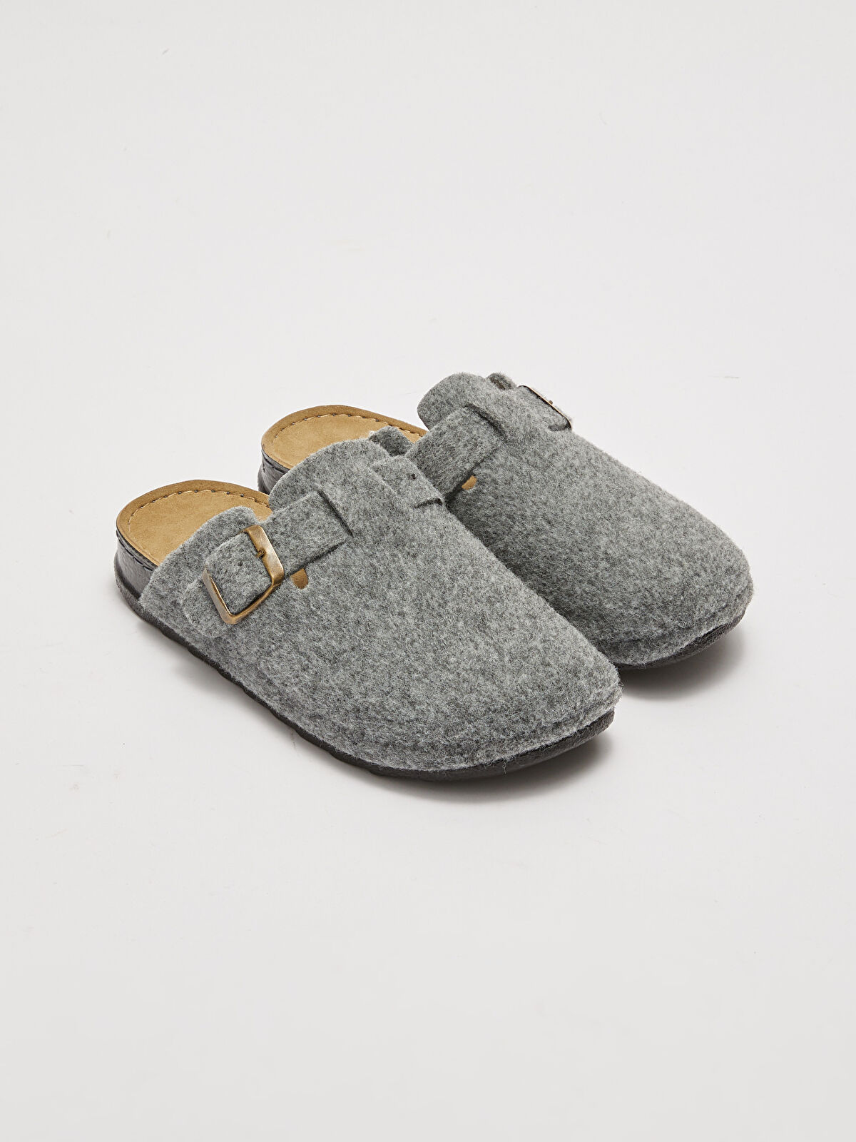 Önü Kapalı Toka Detaylı Kadın Ev Terliği