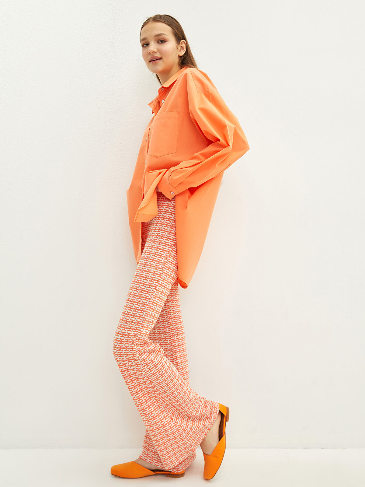 LCW LIMITED Beli Lastikli Dar Fit Desenli İspanyol Paça Kadın Pantolon