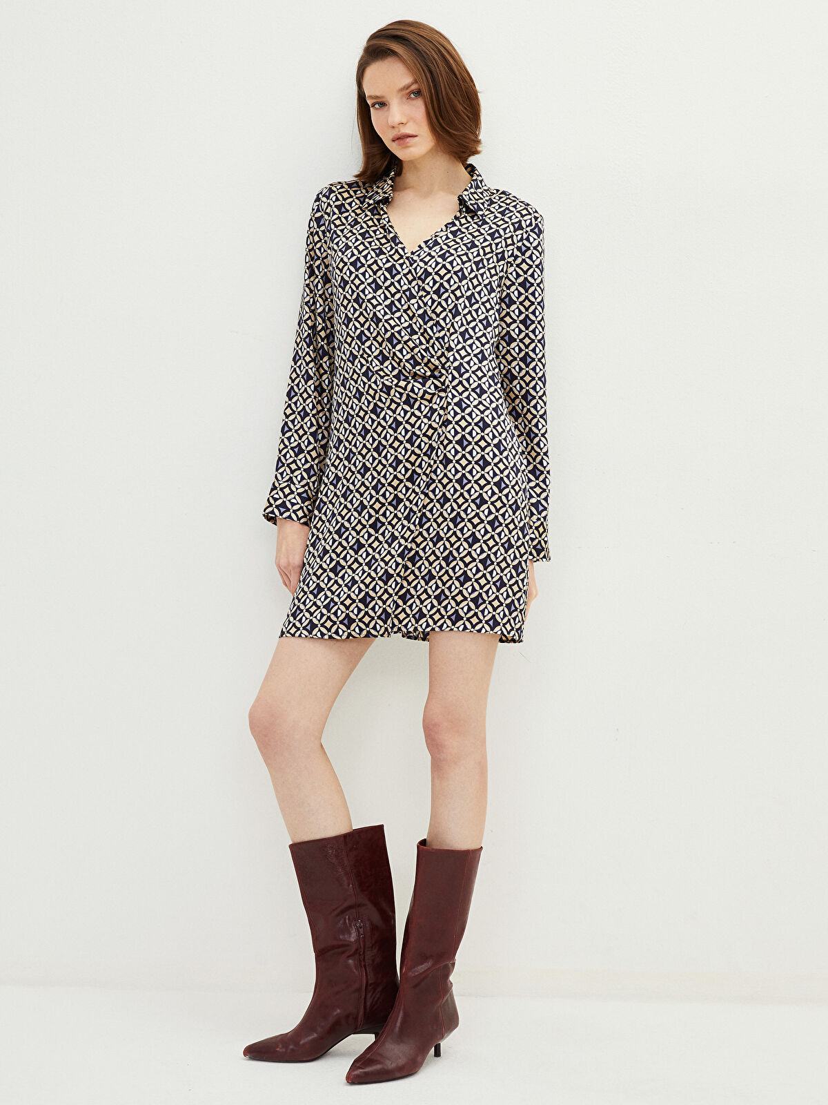 LCW VISION Kruvaze Yaka Desenli Uzun Kollu Kadın Saten Elbise