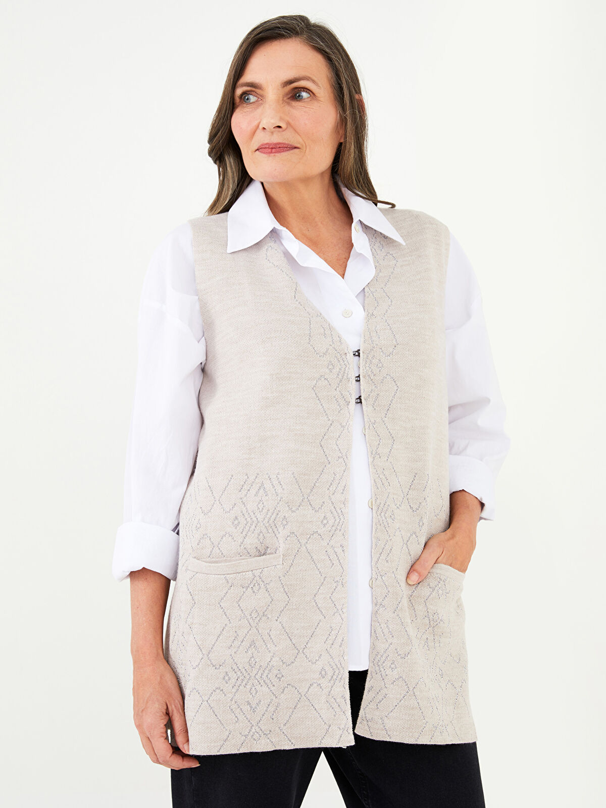 LCW GRACE V Yaka Nakışlı Kadın Triko Yelek