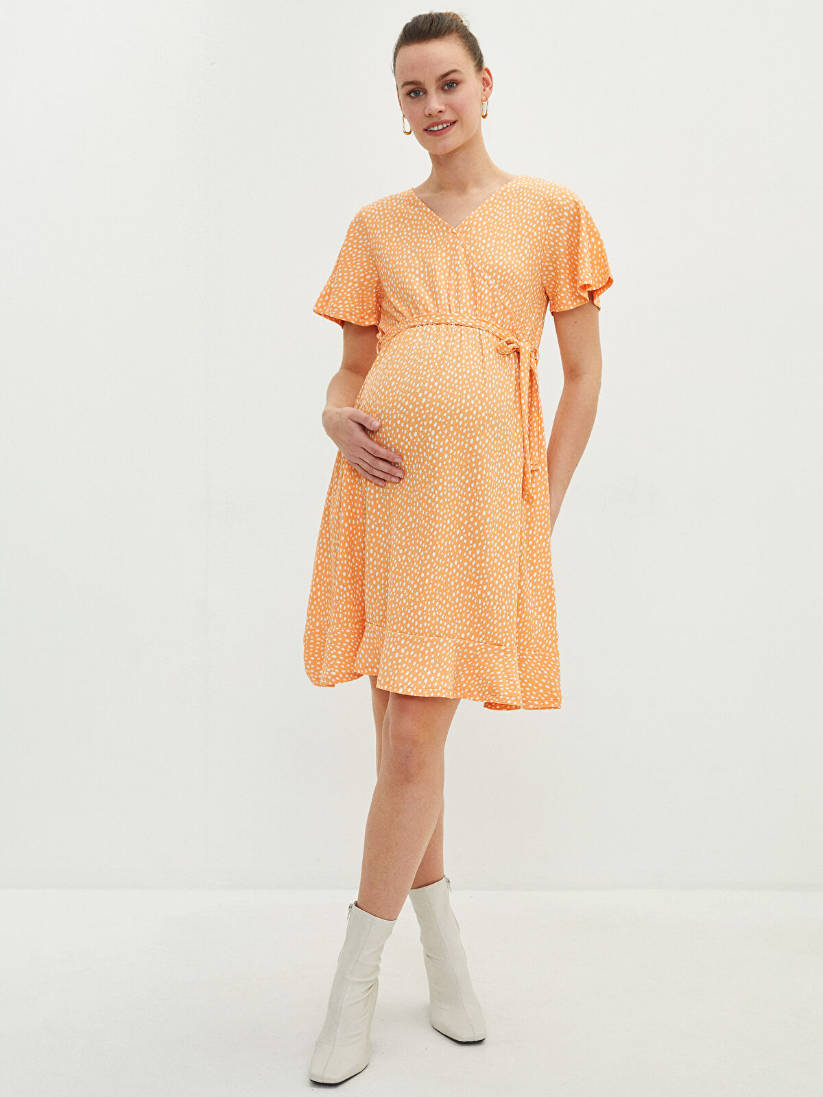 Kruvaze Yaka Desenli Bağlama Detaylı Kısa Kollu Krinkle Hamile Elbise