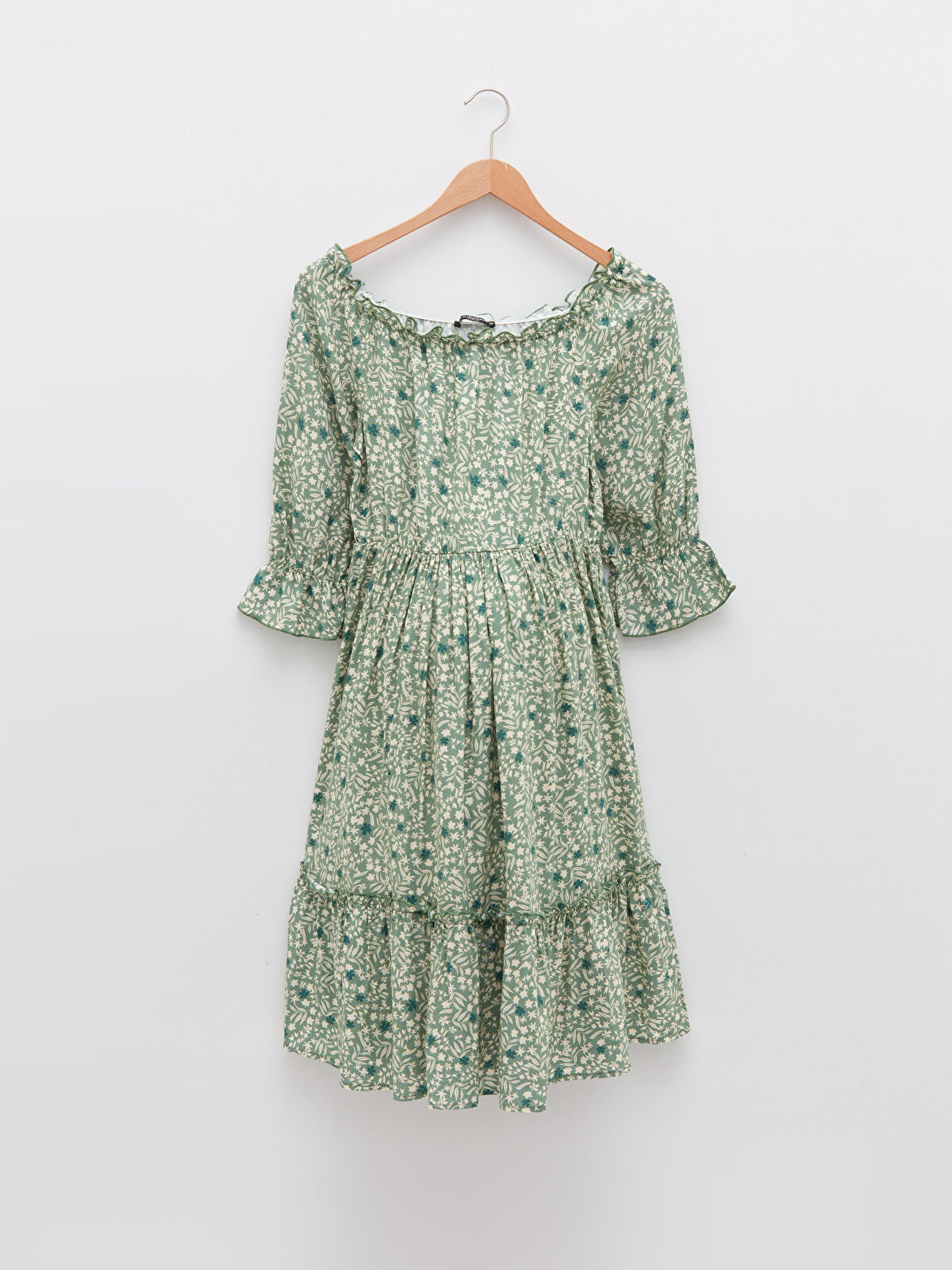 Kayık Yaka Desenli Viskon Hamile Elbise