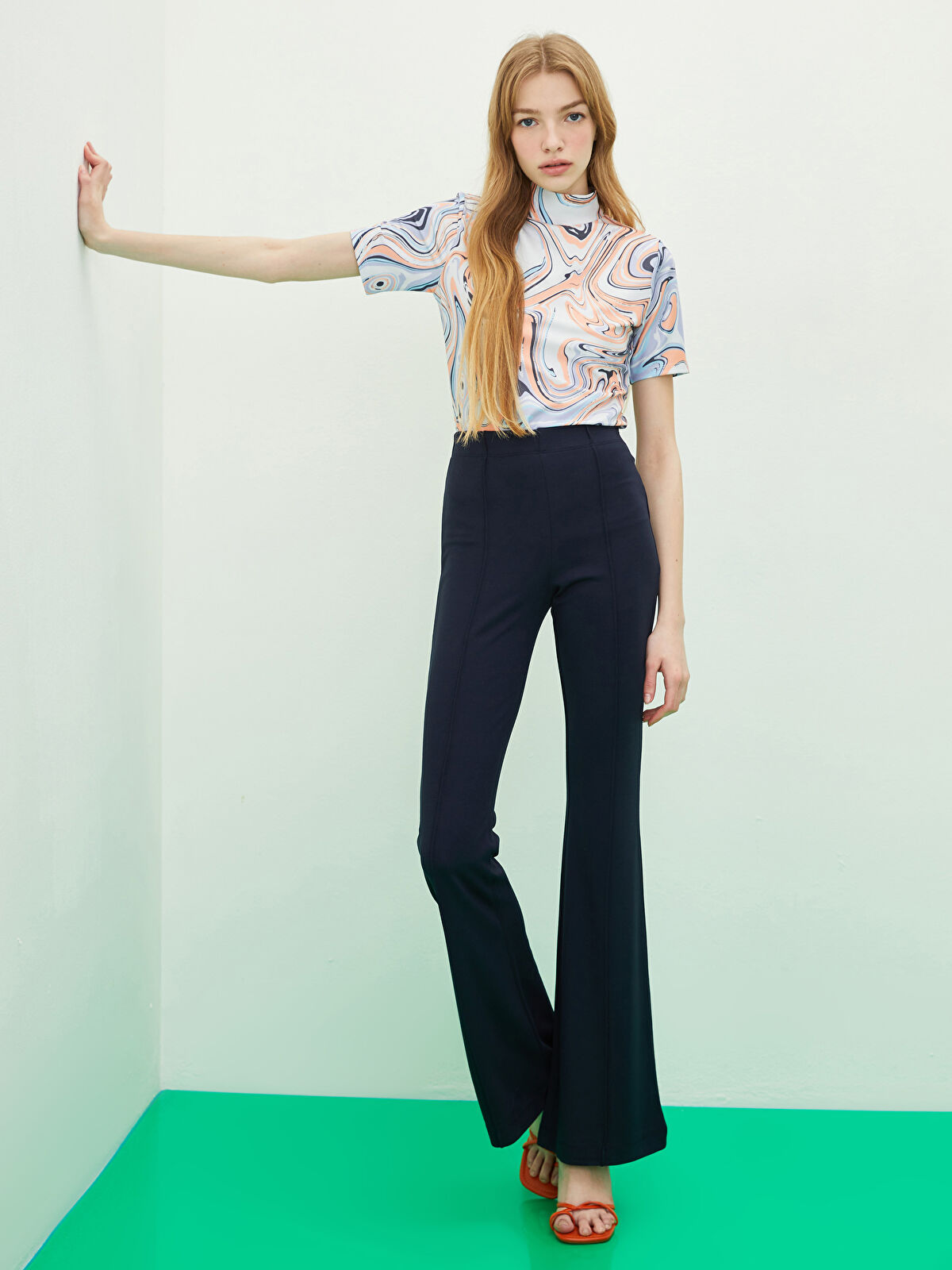 LCW LIMITED Beli Lastikli Düz İspanyol Paça Kadın Tayt