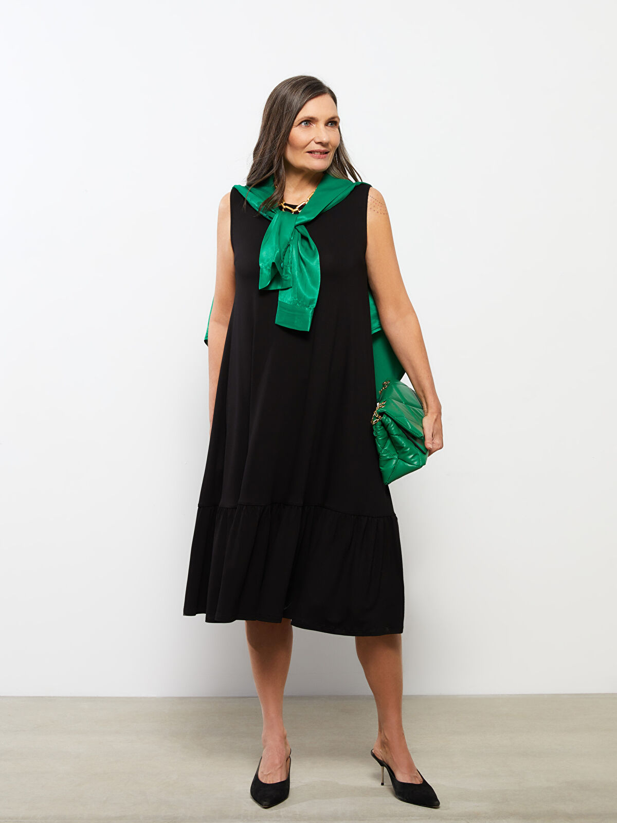 LCW GRACE Bisiklet Yaka Düz Kolsuz A Kesim Kadın Elbise