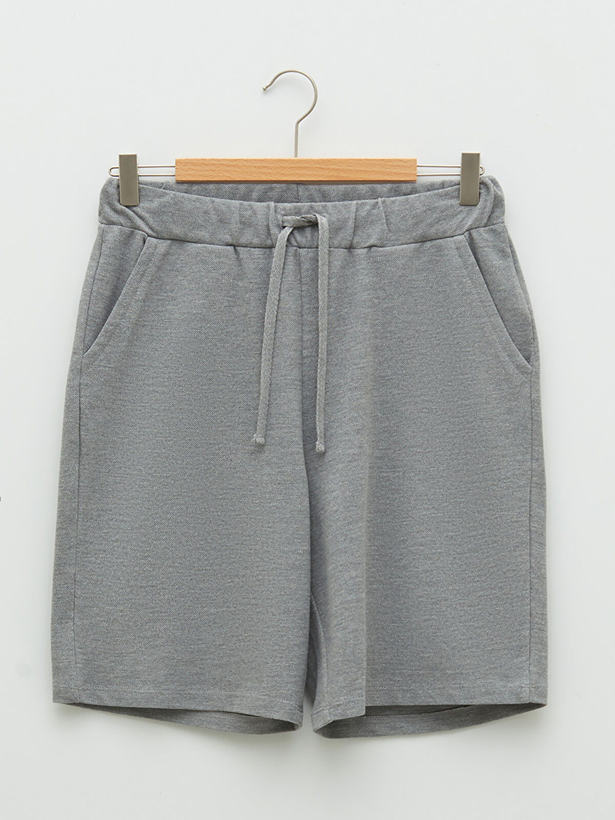 LCW BASIC Beli Lastikli Düz Cep Detaylı Pamuklu Kadın Bermuda Şort