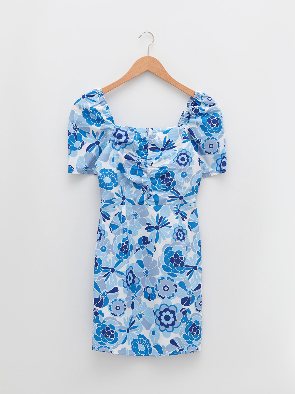 LCW CASUAL Kare Yaka Desenli Kısa Kollu Kadın Elbise