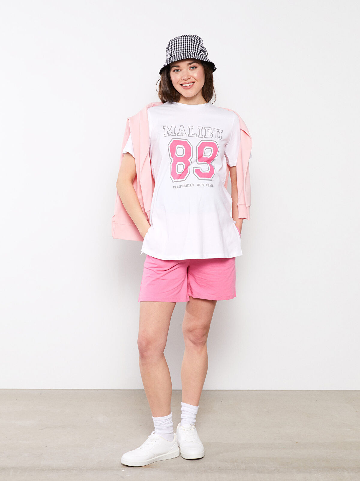 Beli Lastikli Düz Cep Detaylı Hamile Bermuda Şort