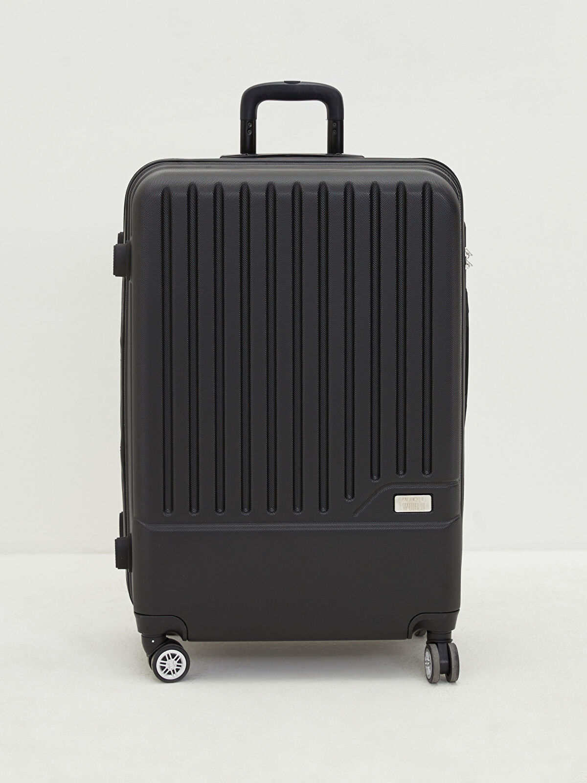 Büyük Boy Çekme Mekanizmalı Valiz