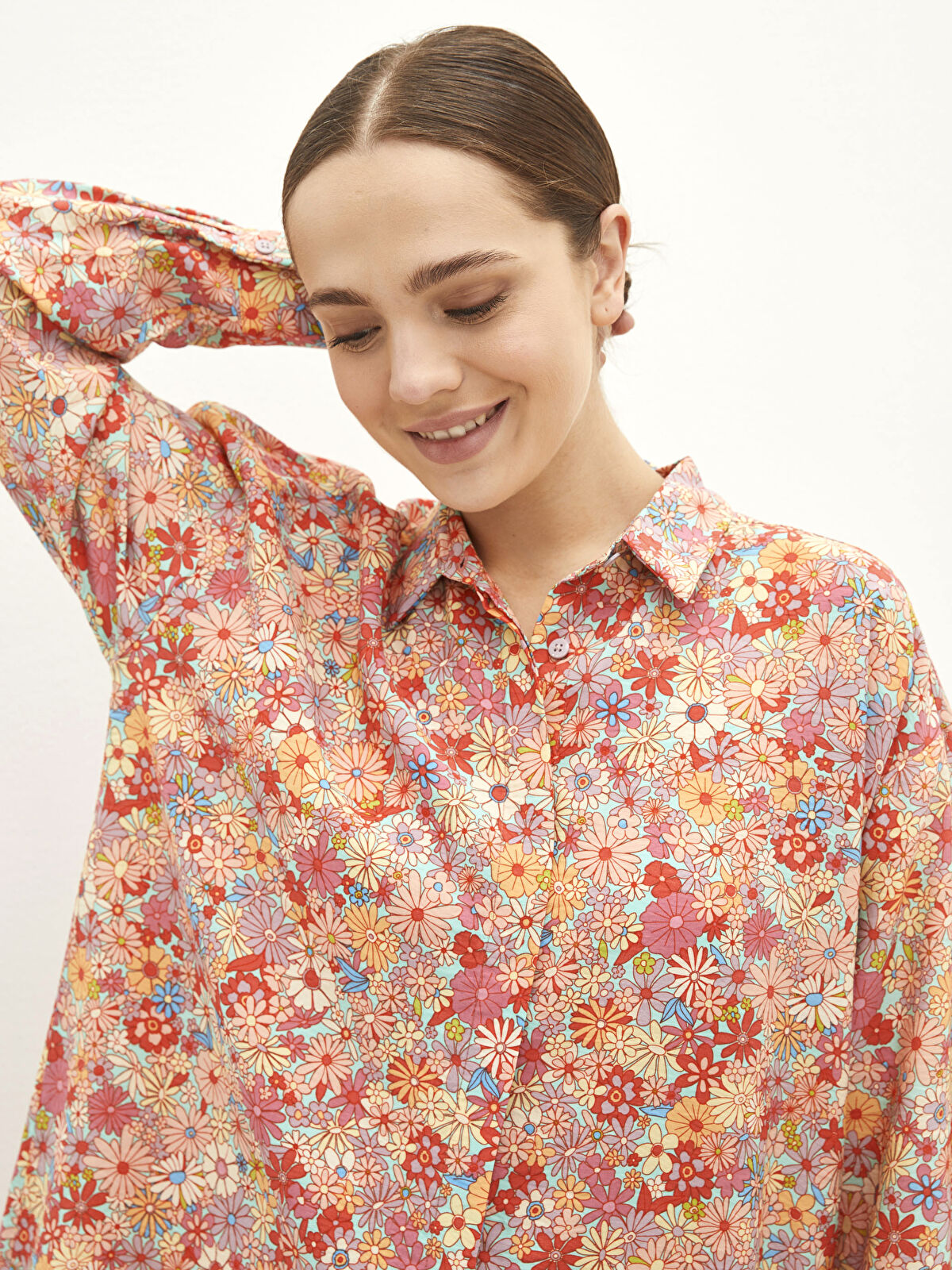 MODEST Gömlek Yaka Çiçekli Uzun Kollu Oversize Poplin Kadın Tunik