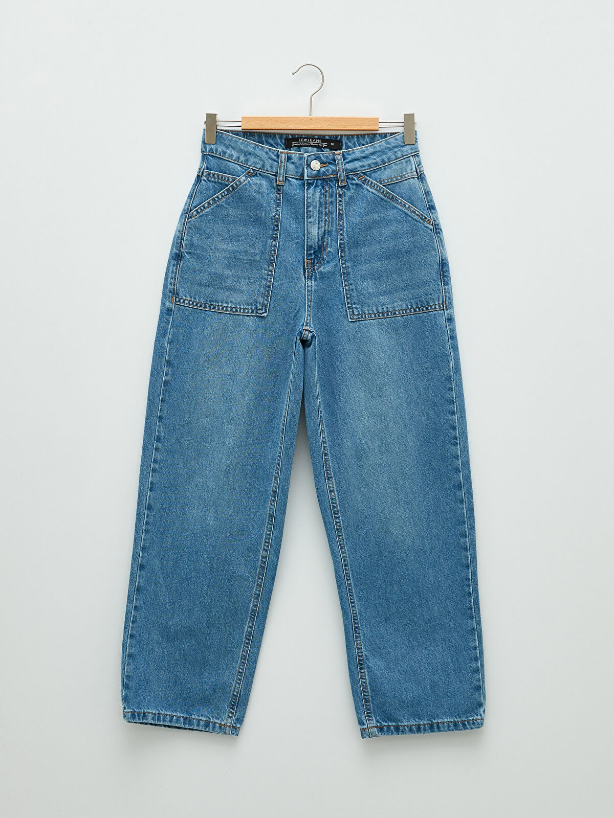 MODEST Standart Fit Düz Cep Detaylı Rodeo Kadın Jean Pantolon