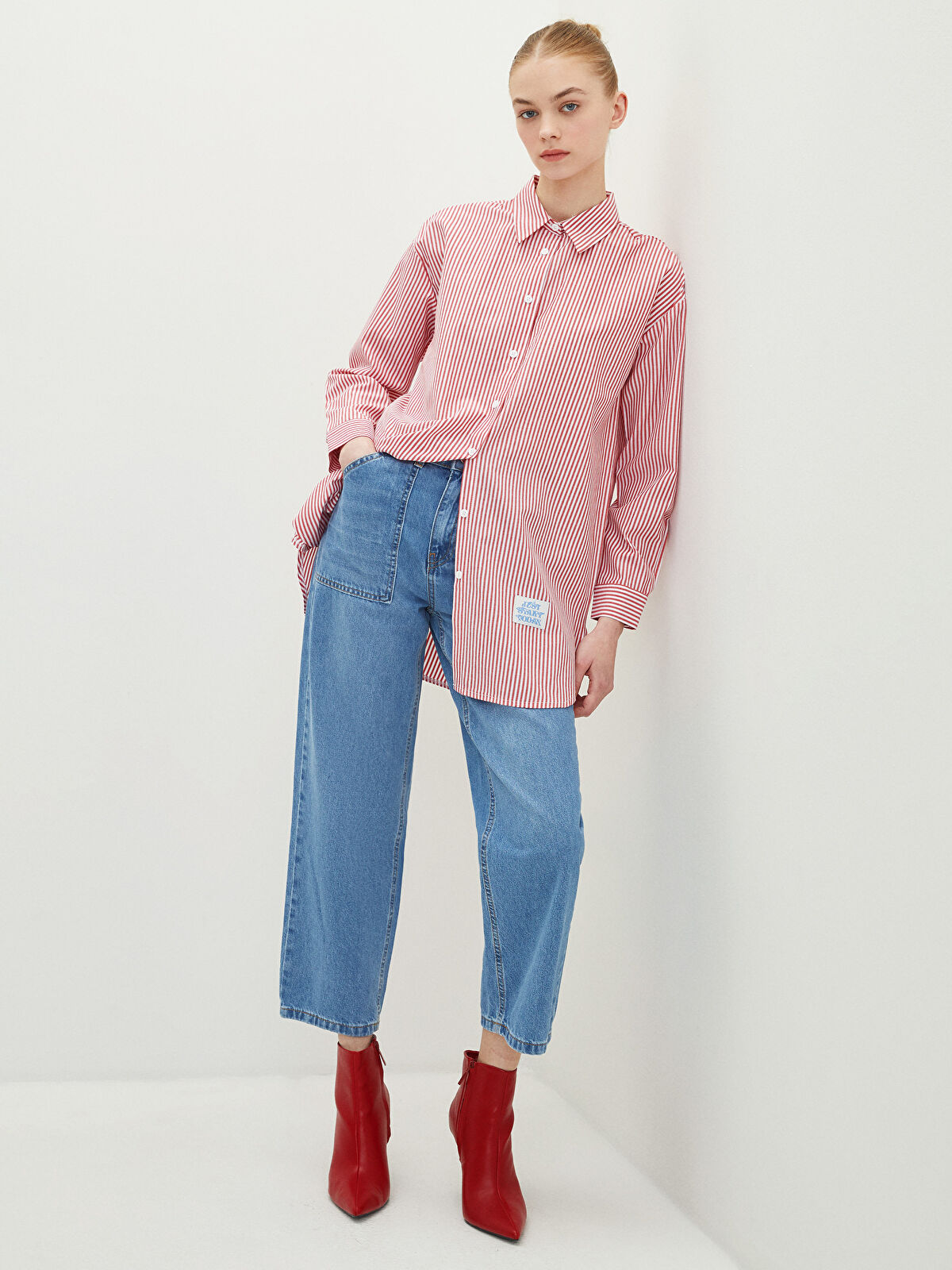 MODEST Standart Fit Düz Cep Detaylı Rodeo Kadın Jean Pantolon