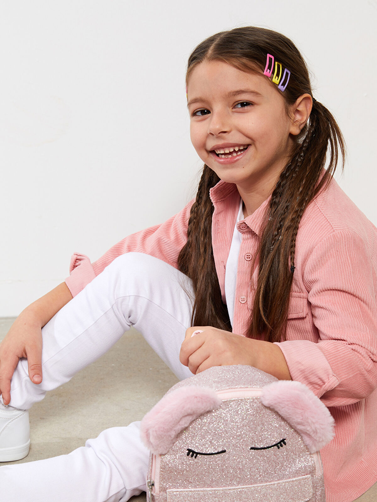 Pelüş Kulak Detaylı Simli Kız Çocuk Sırt Çantası