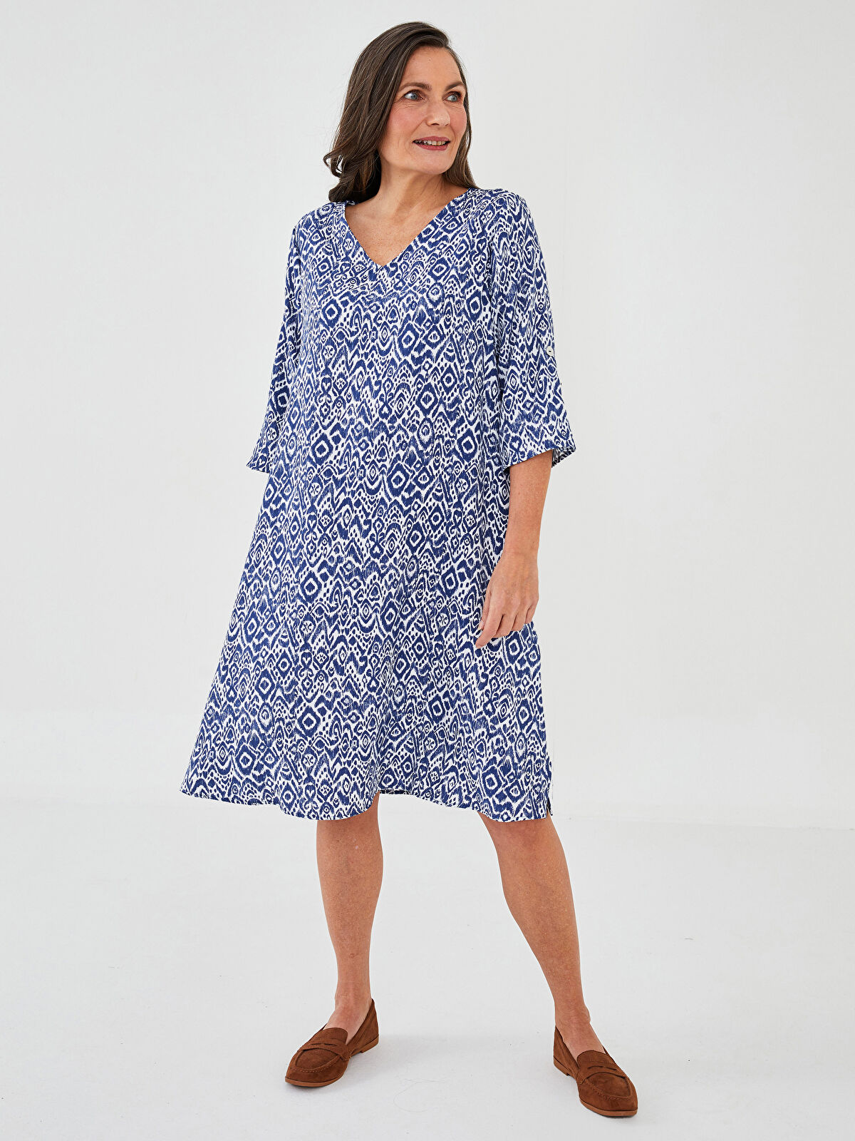 LCW GRACE V Yaka Desenli A Kesim Keten Kadın Elbise