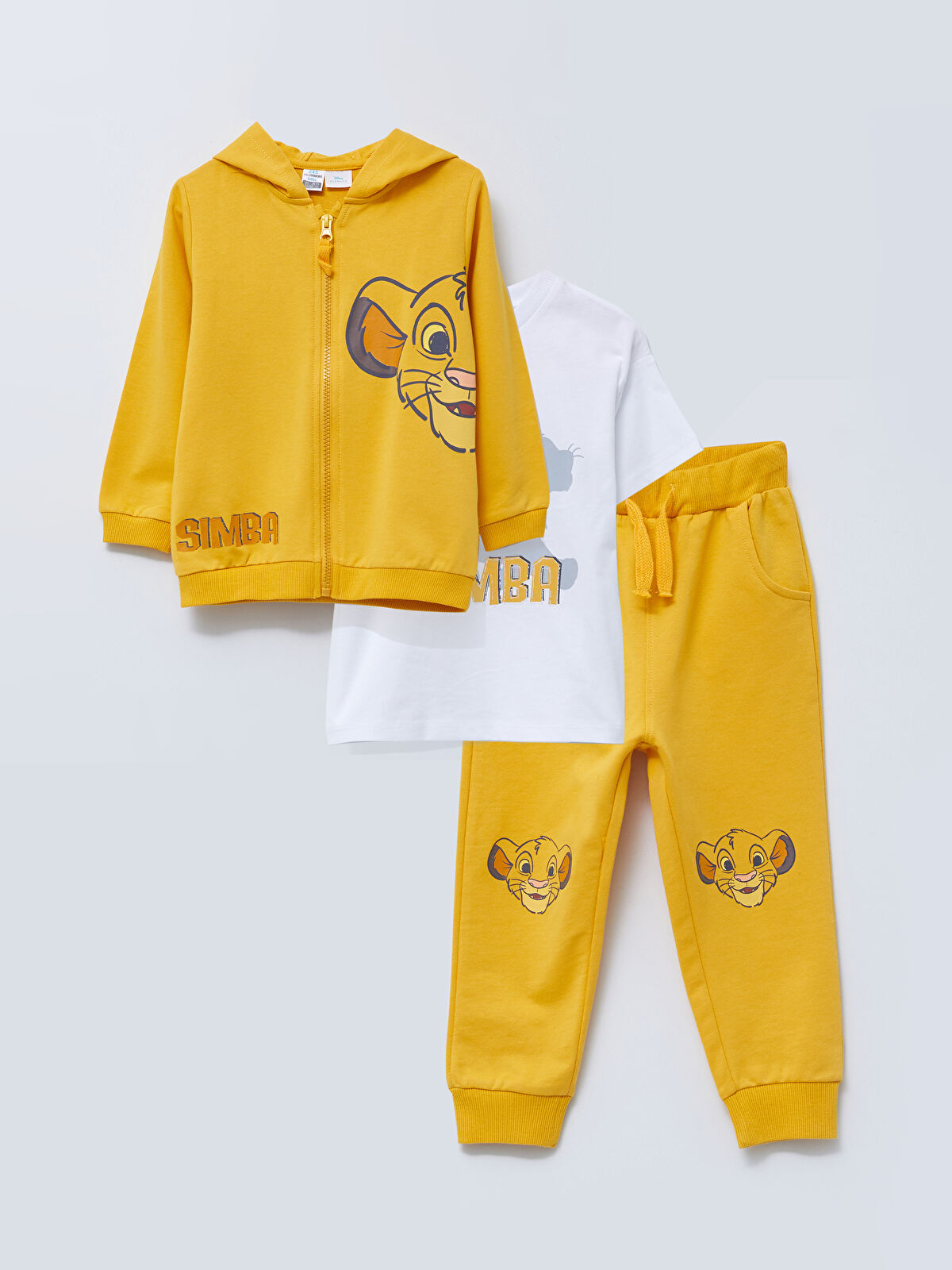 Lion King Baskılı Kısa Kollu Pamuklu Erkek Bebek 3'lü Takım Lion King Baskılı Kısa Kollu Pamuklu Erkek Bebek 3'lü Takım